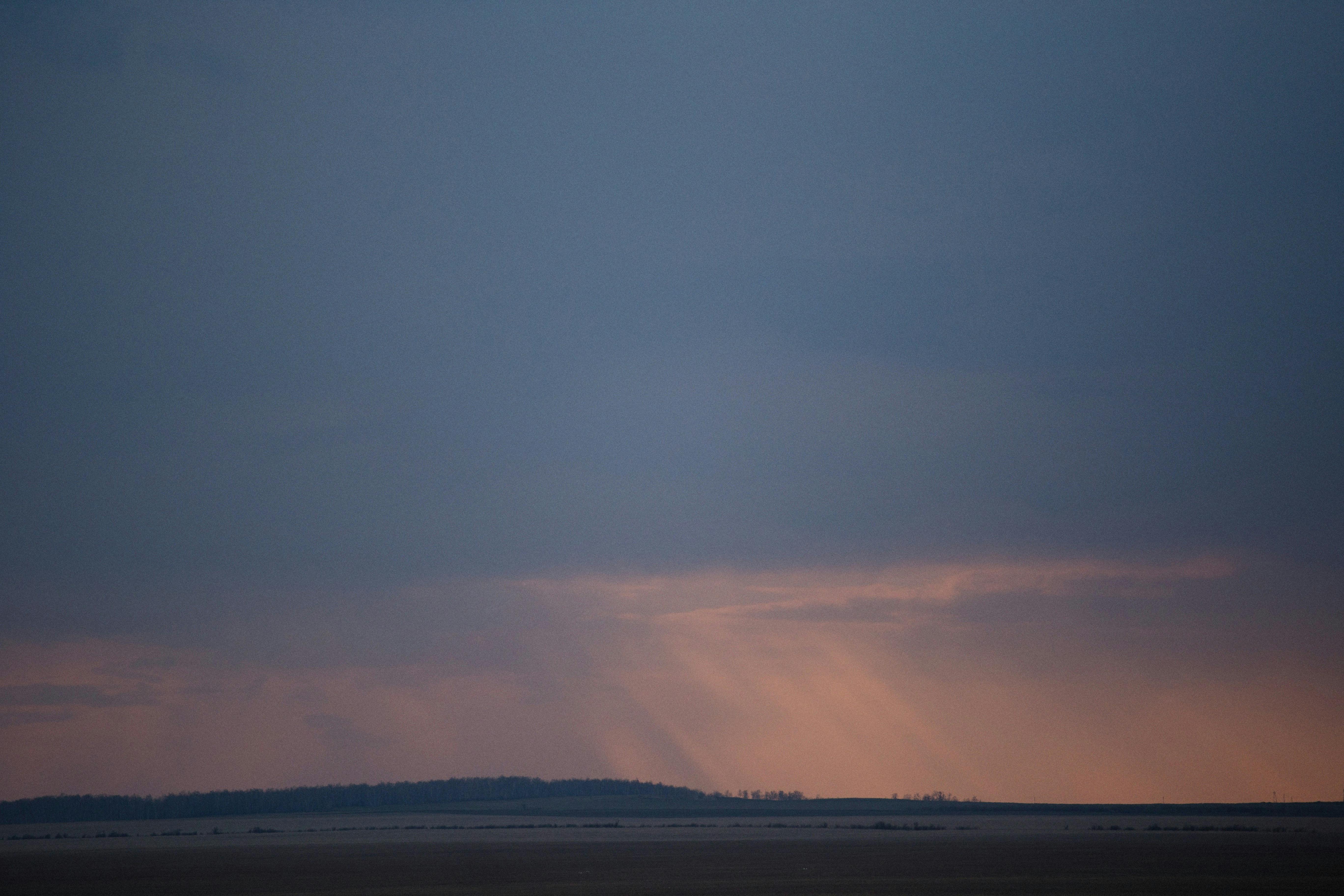Overcast over Sea Shore at Dusk · Free Stock Photo