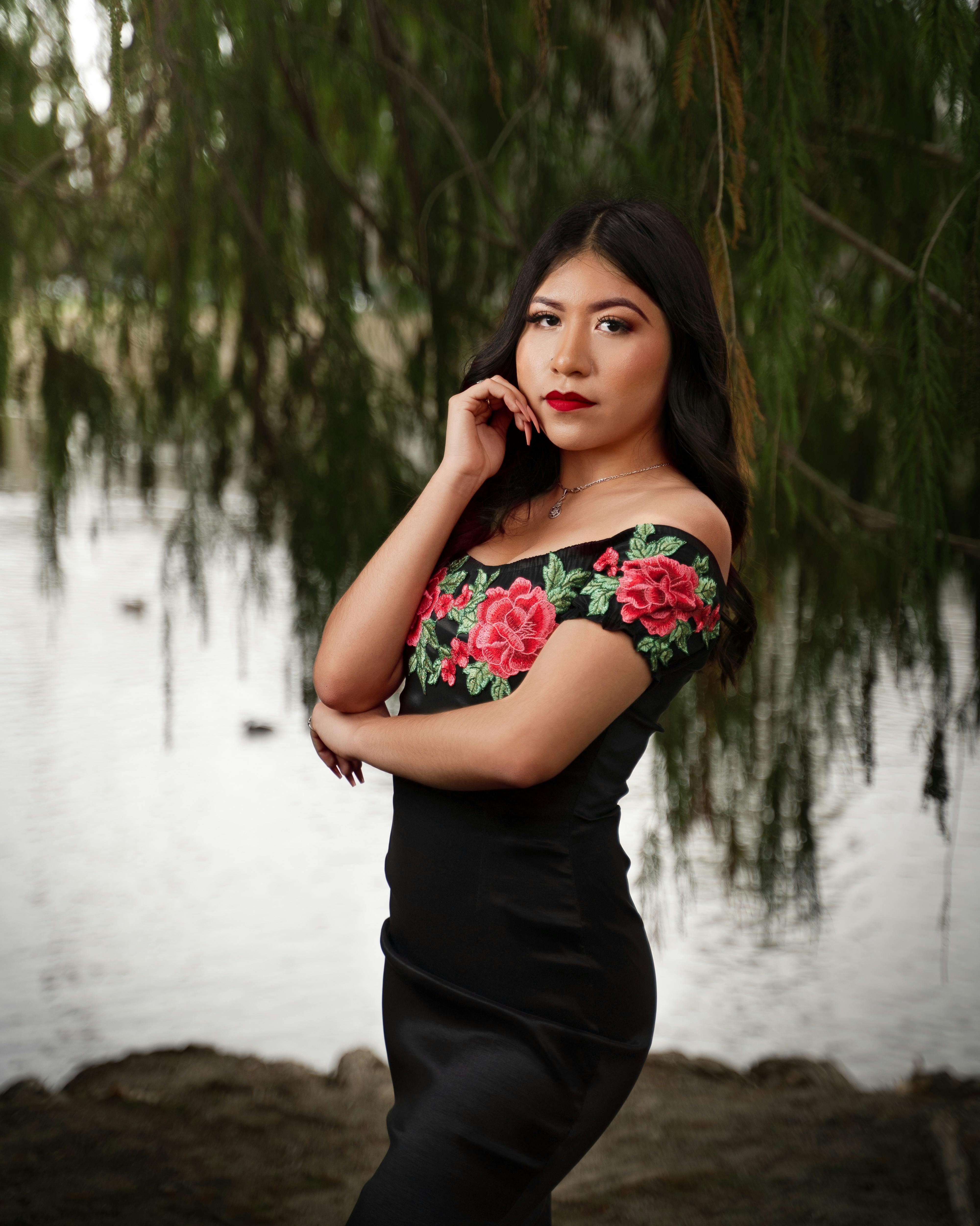 Profile Picture Latina Photos, Download The BEST Free Profile Picture ...