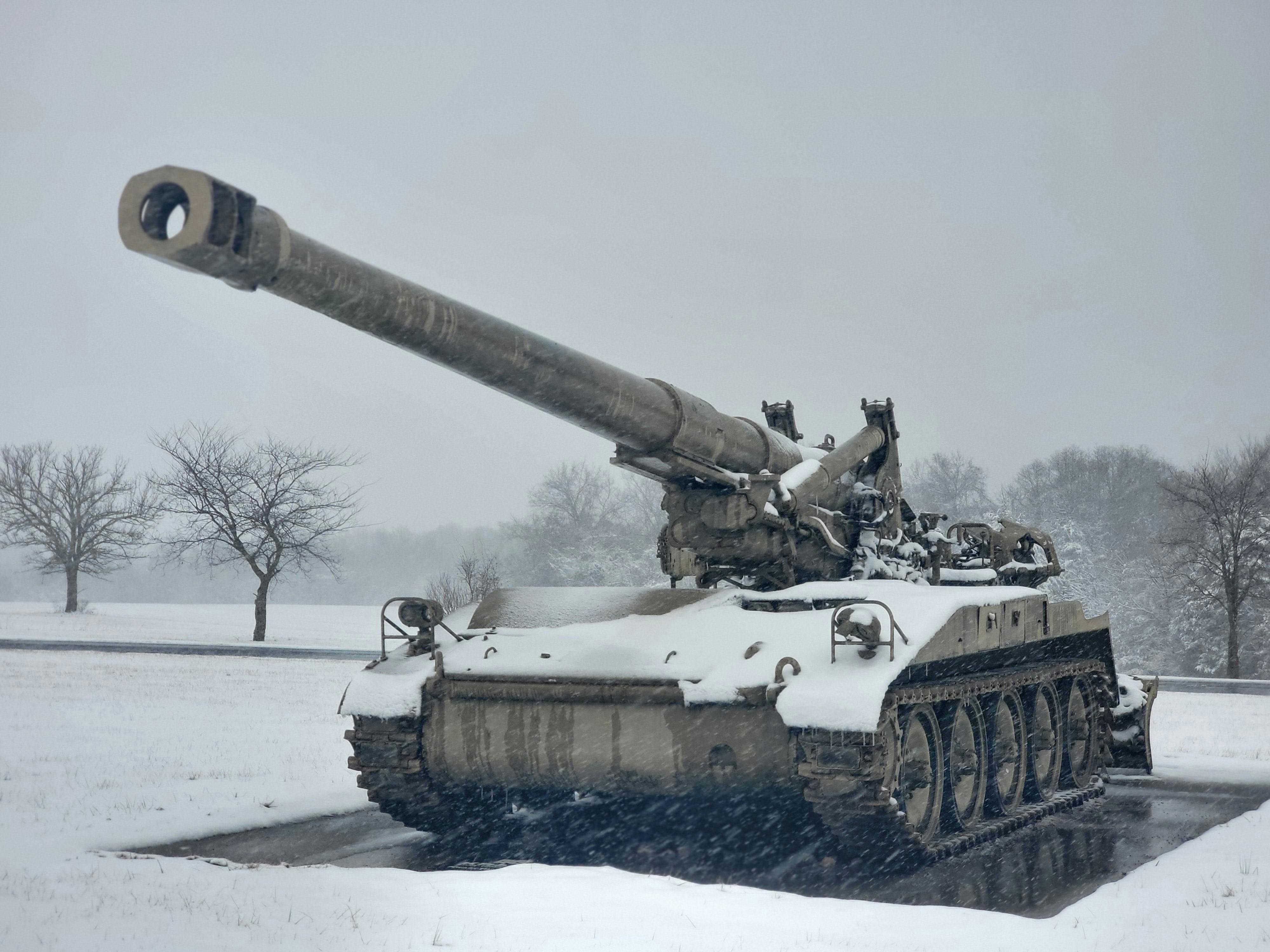 A Tank during Winter · Free Stock Photo