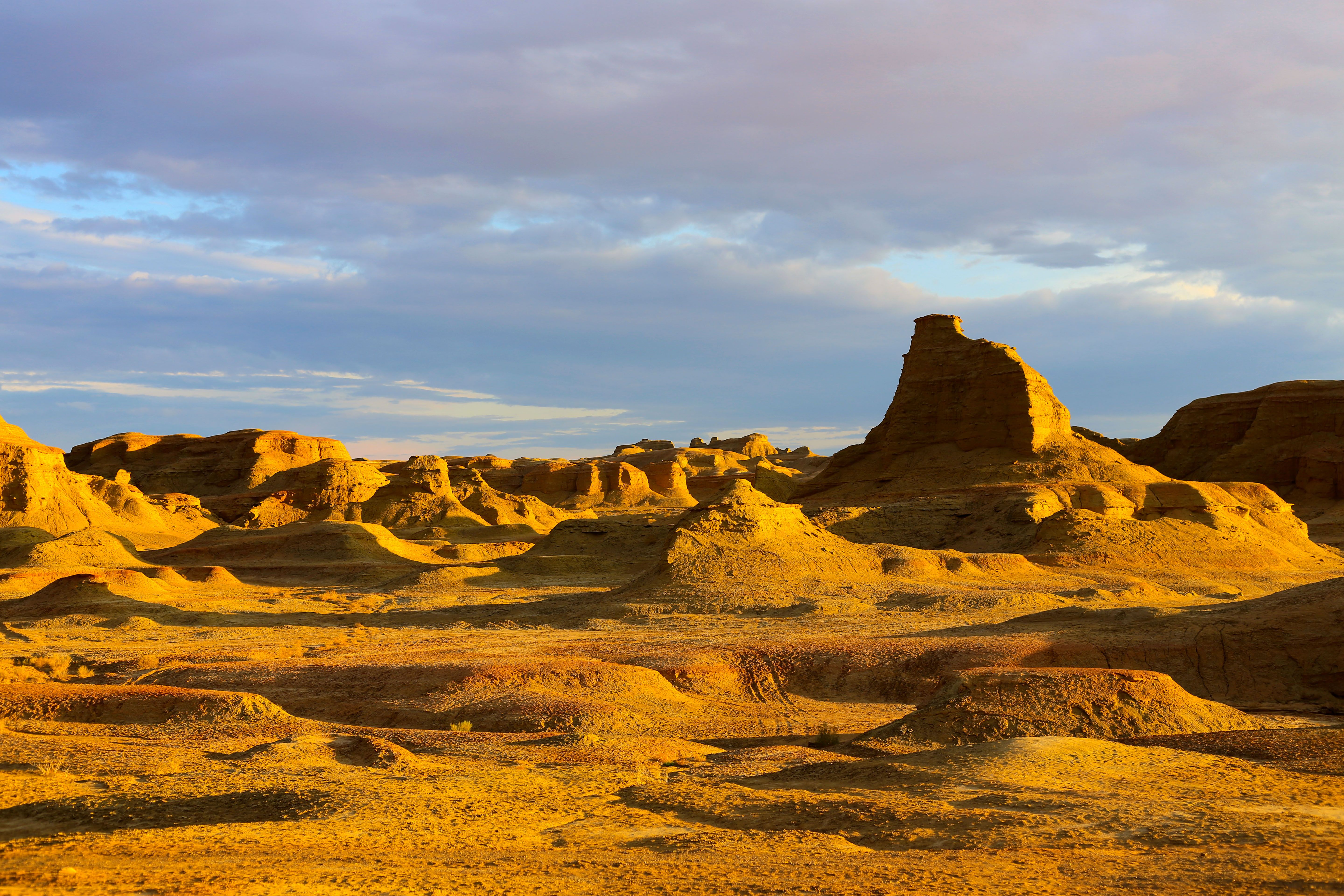 Clouds over Rock Formations · Free Stock Photo