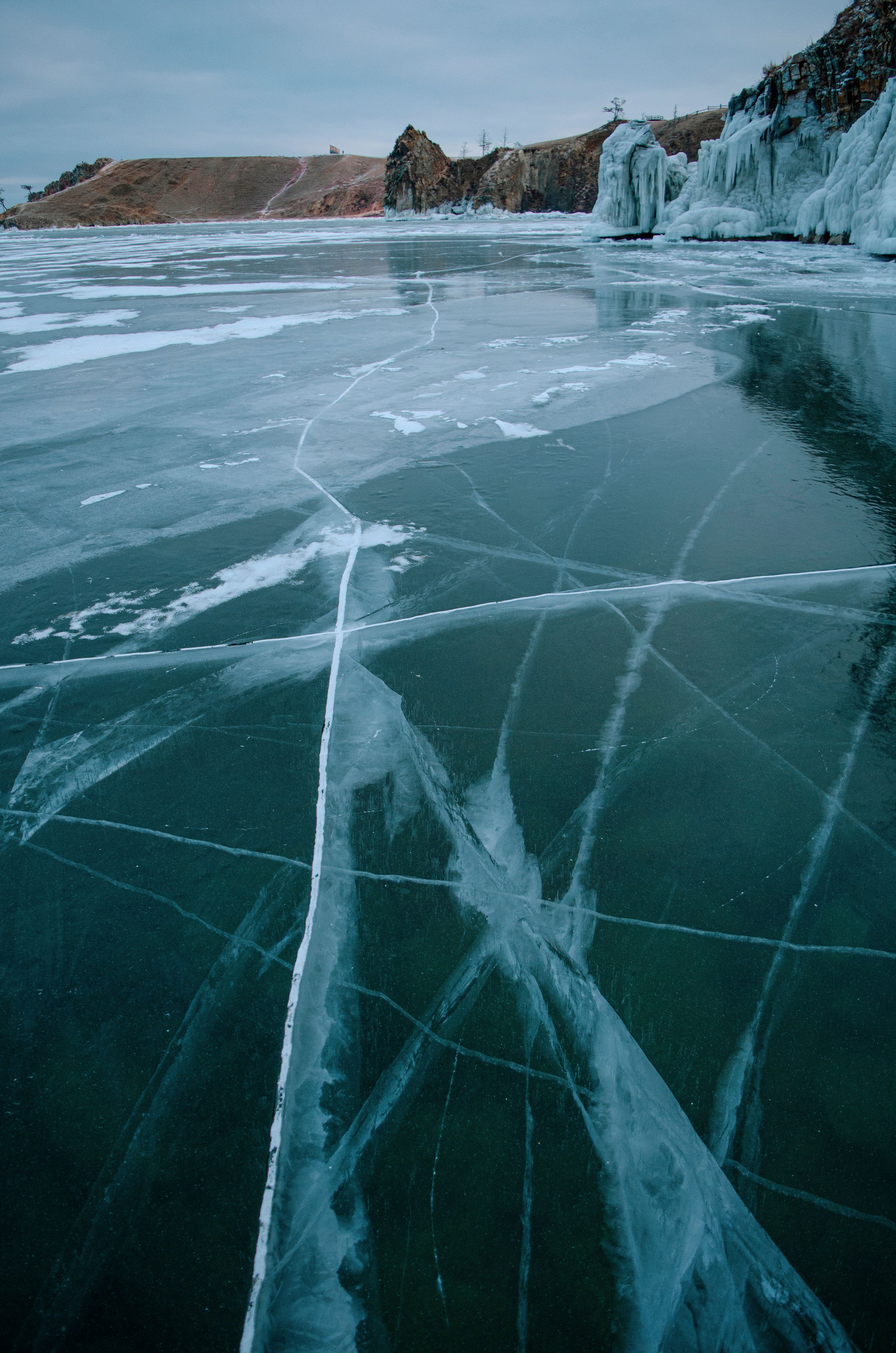 Photo of a Frozen Body of Water · Free Stock Photo