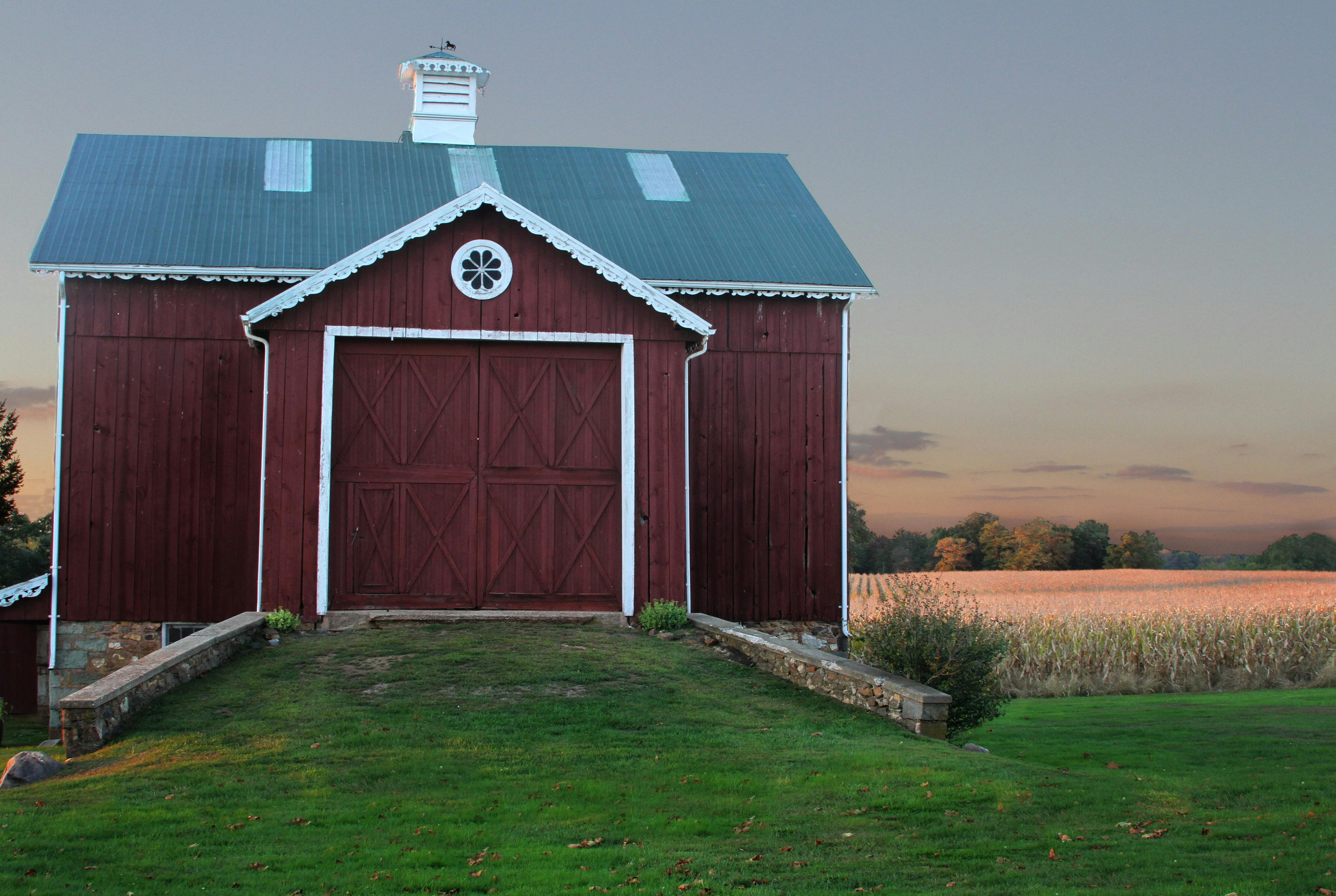 Photography of Barn · Free Stock Photo