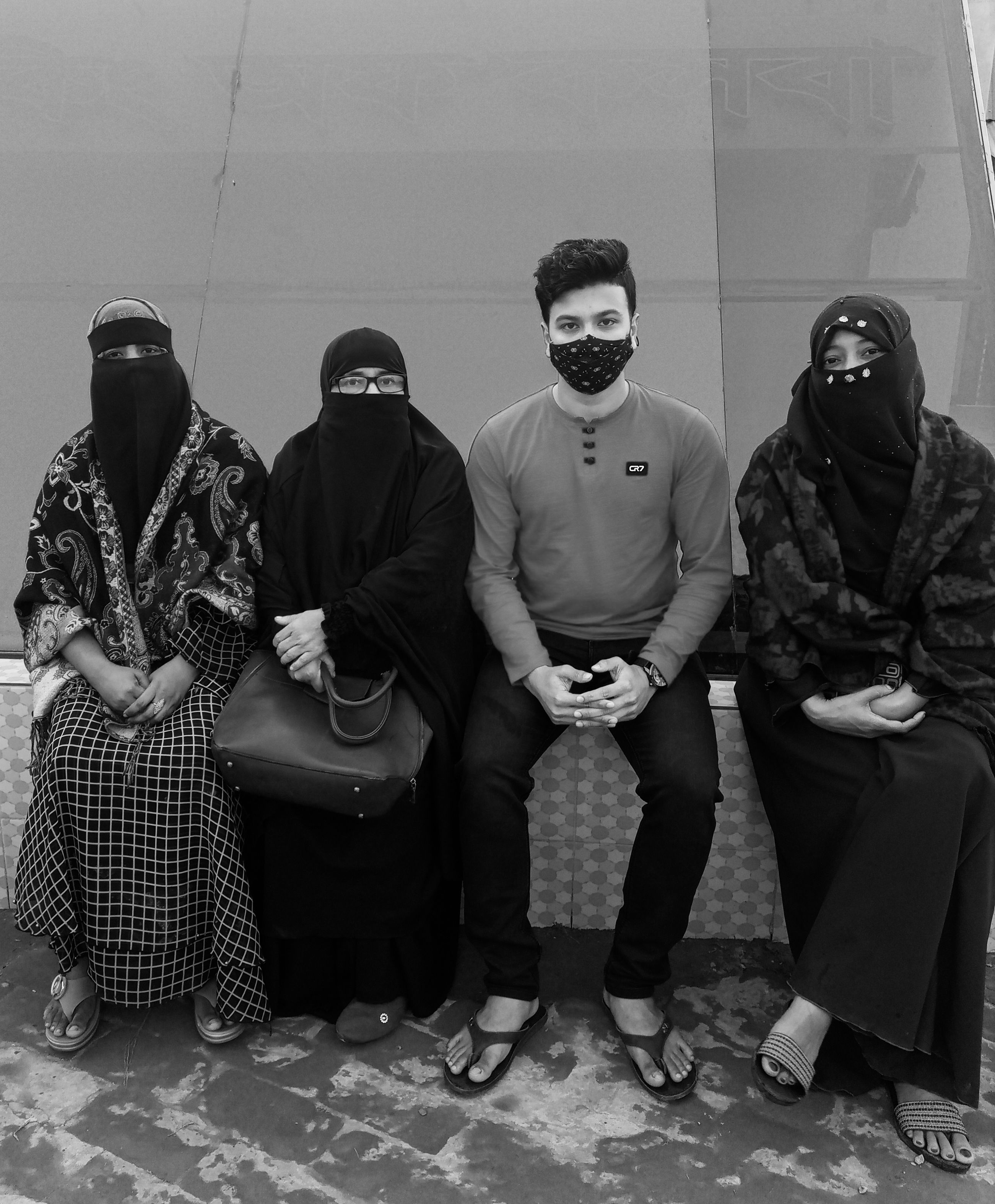 热门上传内容 1个图片和视频，由Moni Islam收藏