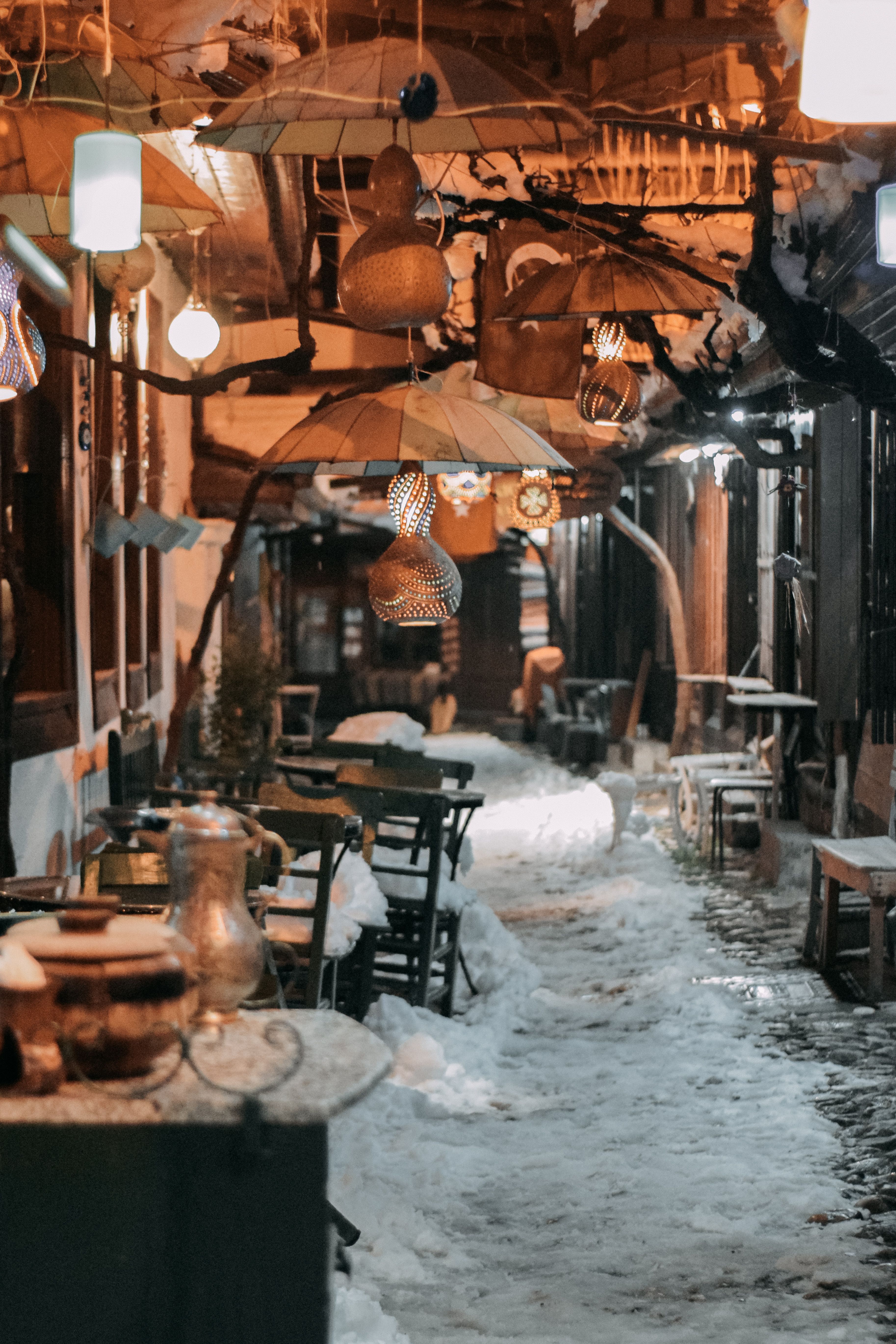 Flood approaching Hallway · Free Stock Photo