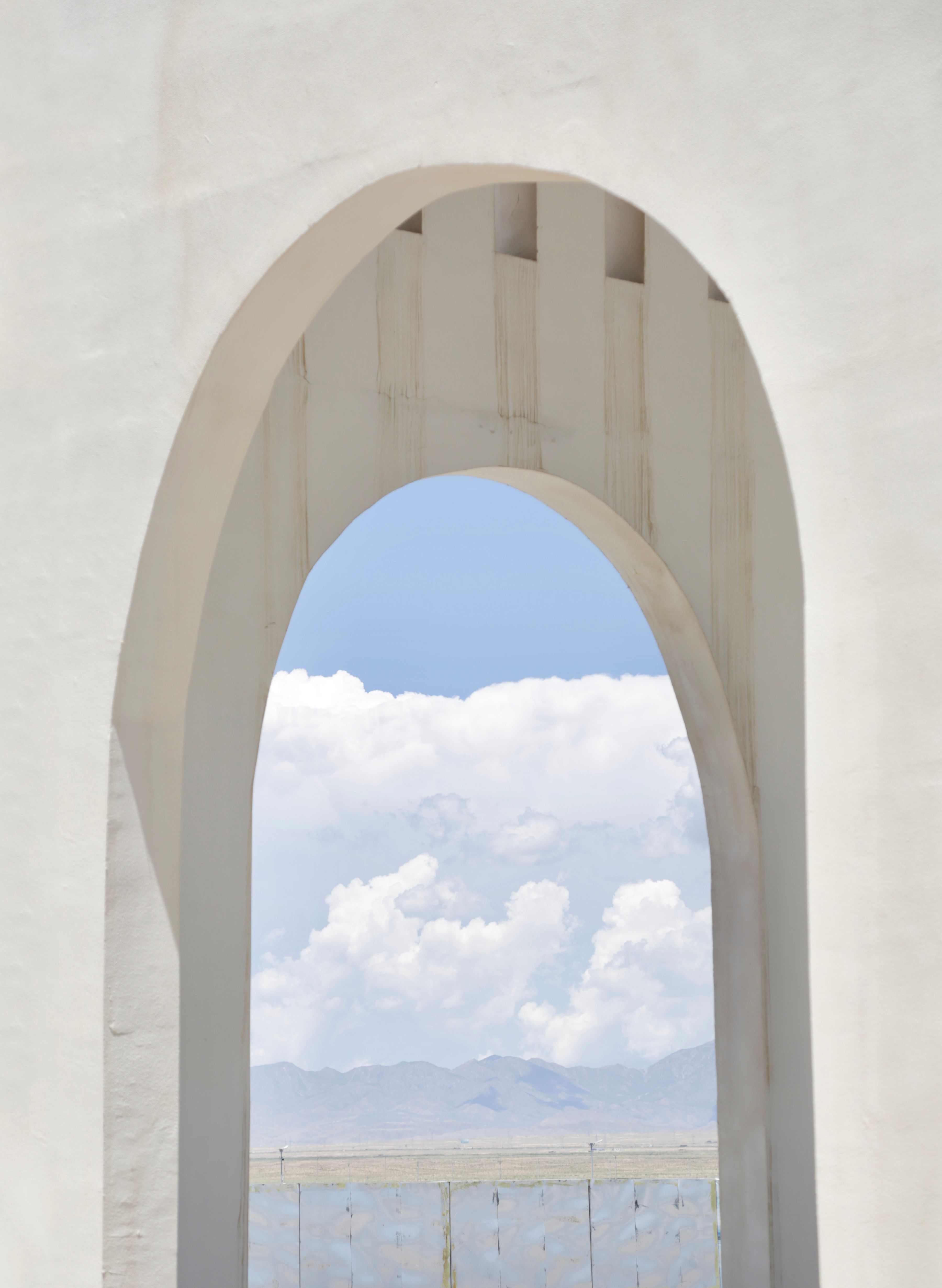 White Concrete Arch Entrance · Free Stock Photo