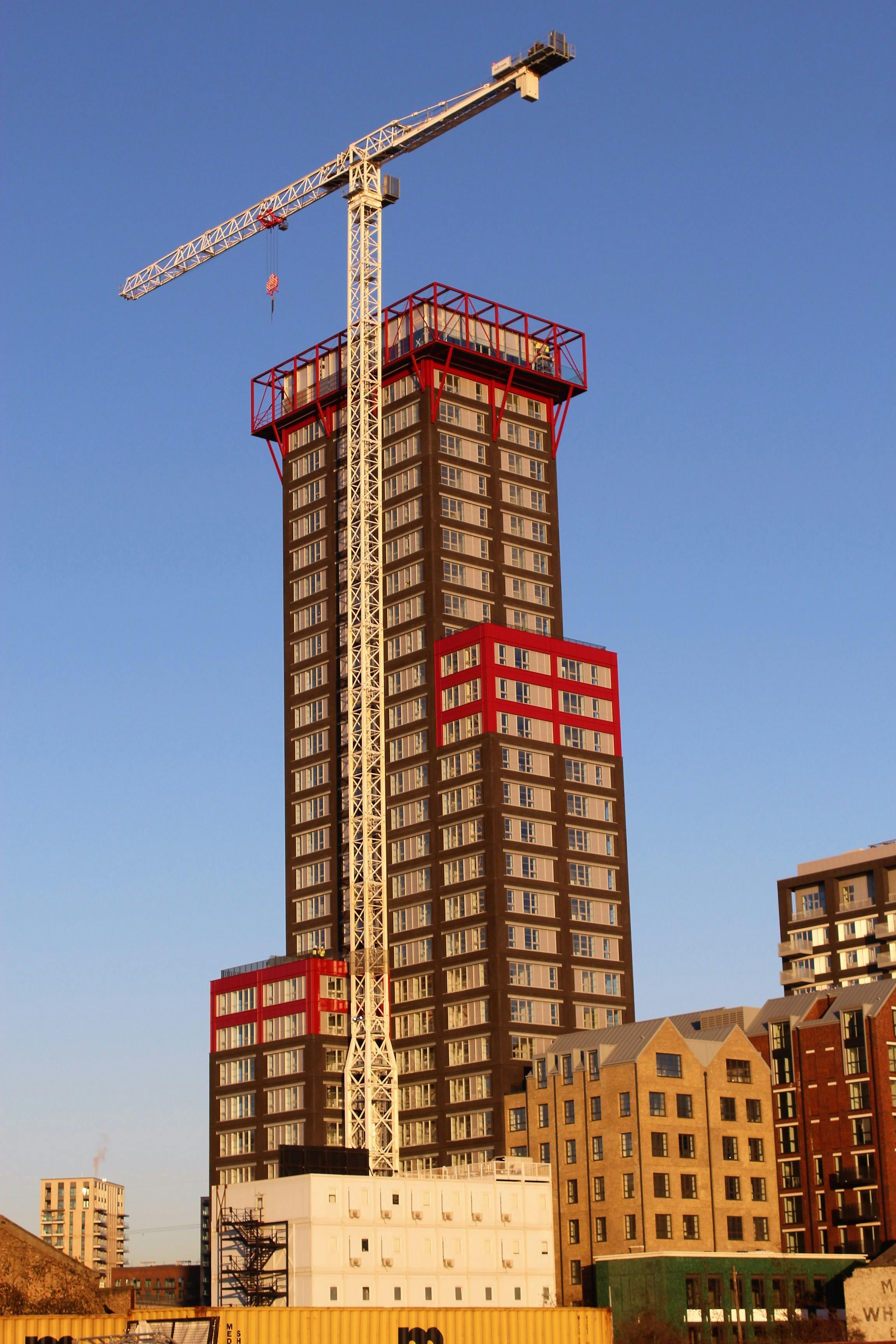 Construction of High-rise Building · Free Stock Photo