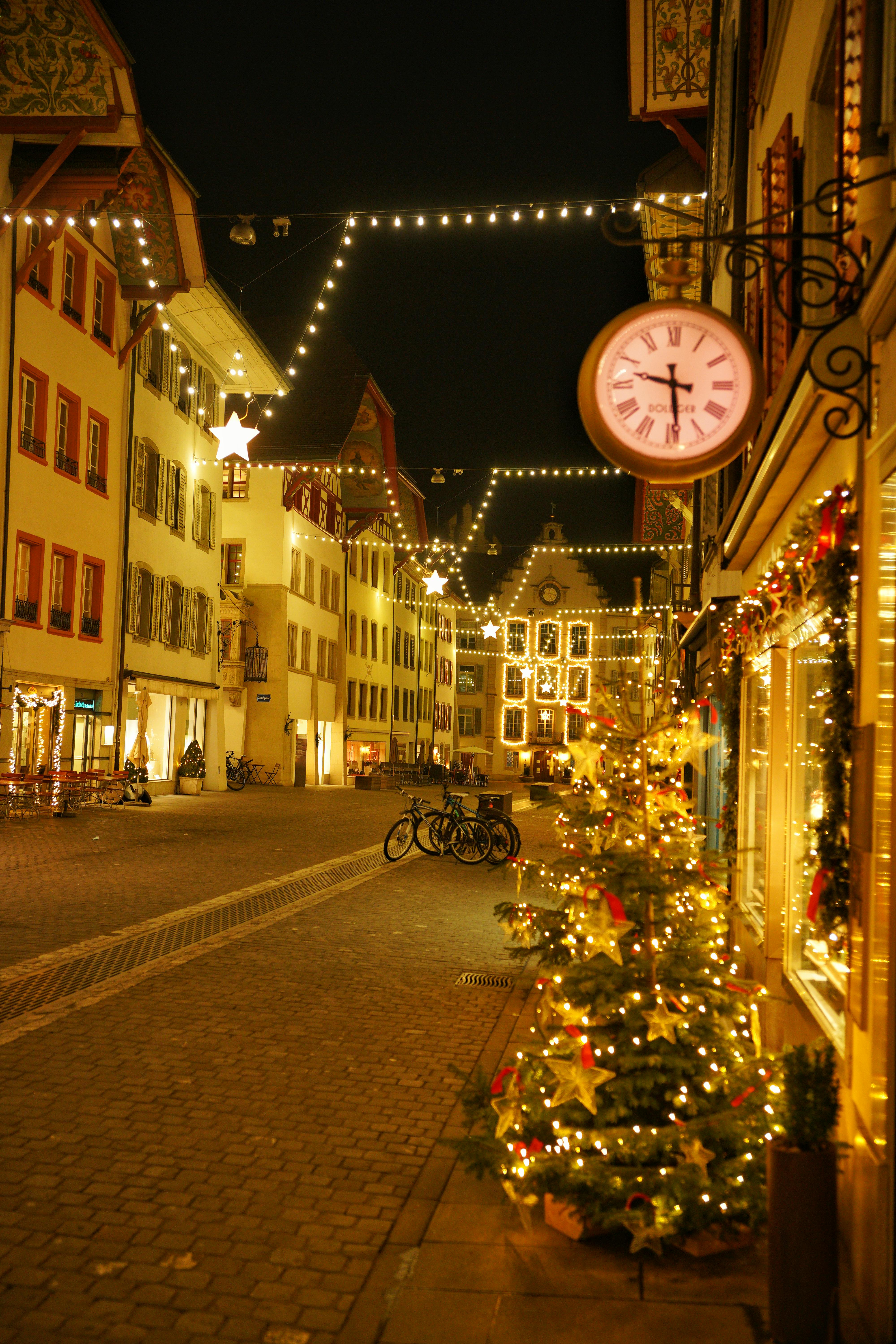 Christmas Decorations in the Street · Free Stock Photo