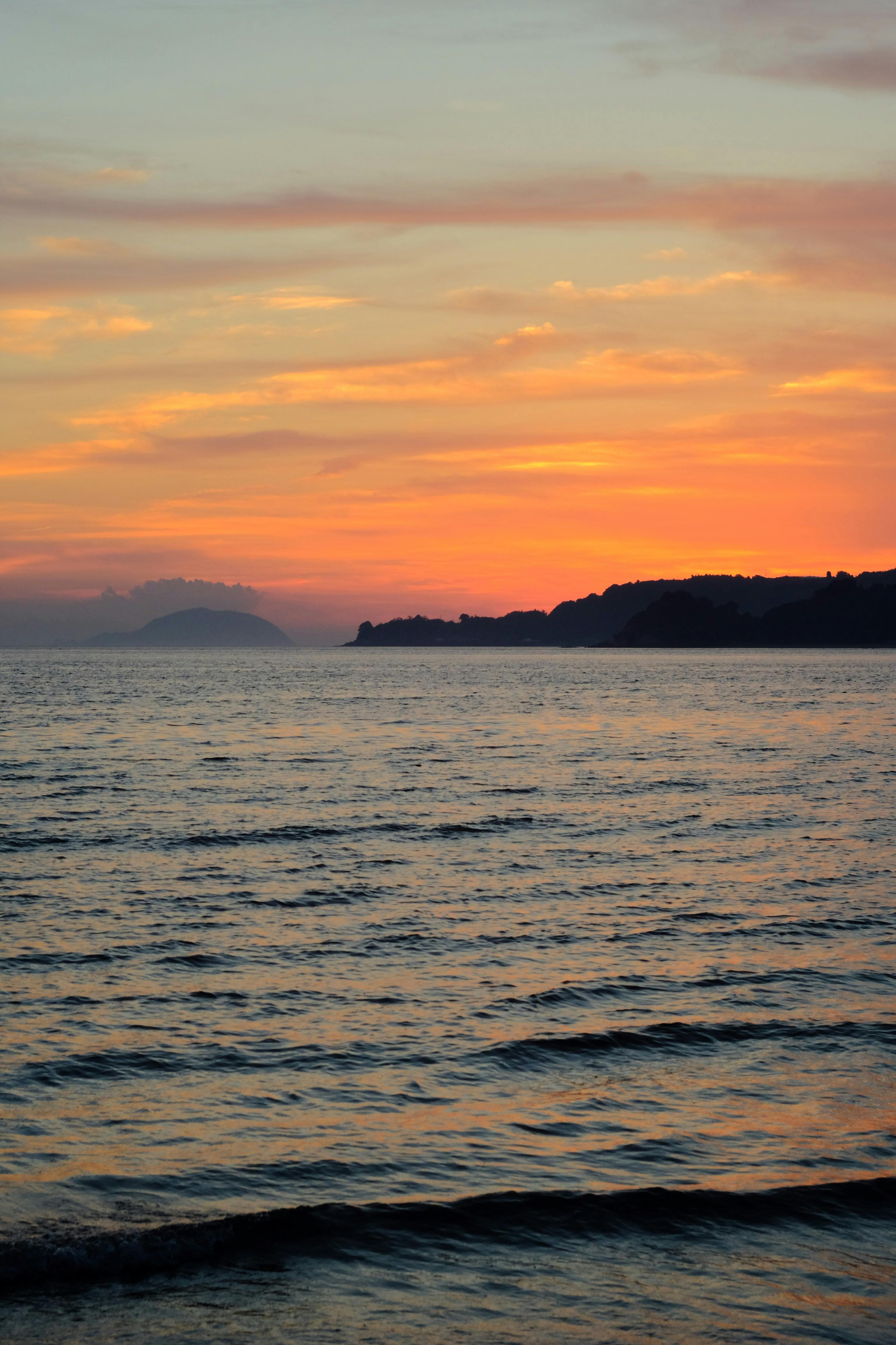 Ocean View During Sunset · Free Stock Photo