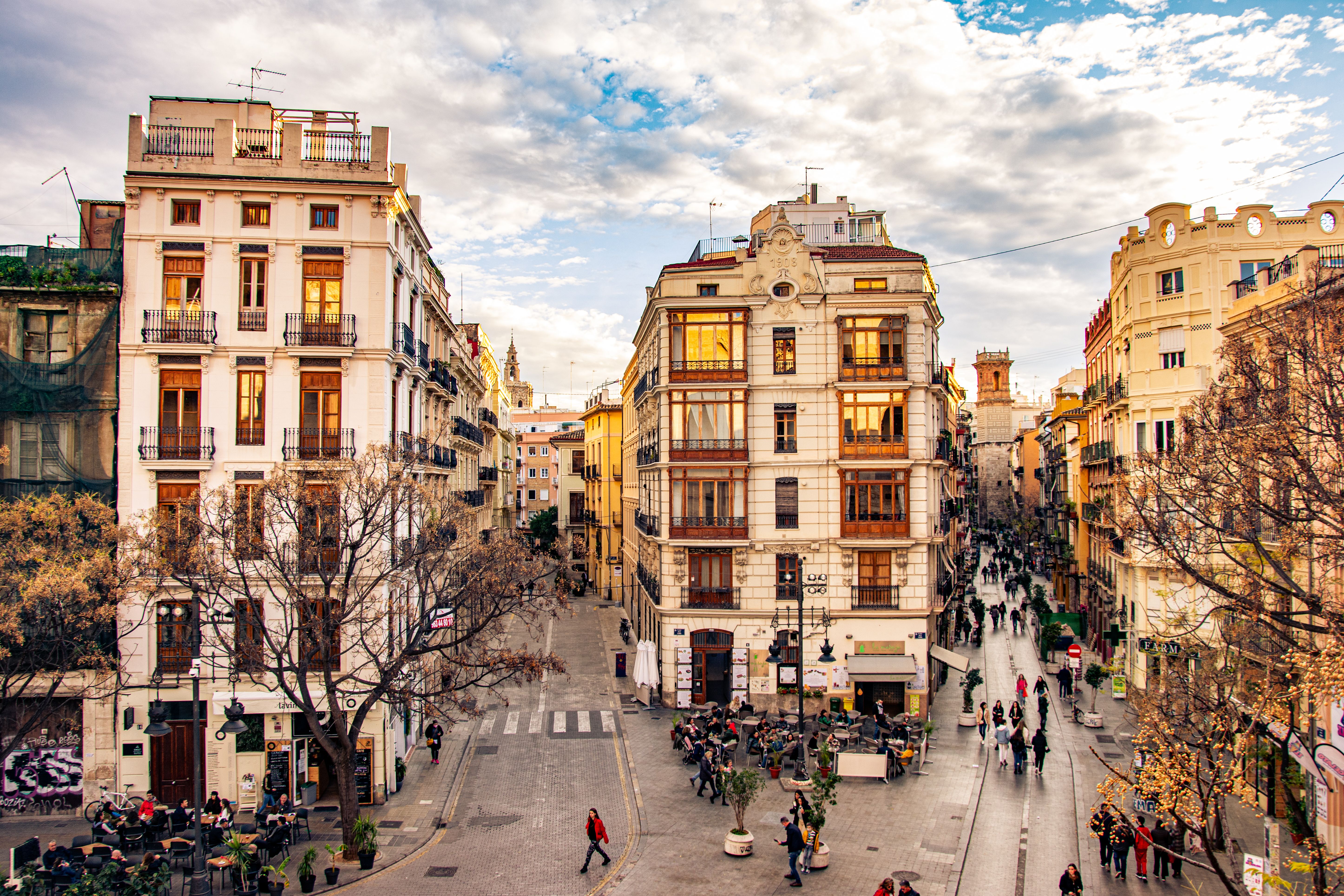An Aerial Shot of Streets and Buildings in a City · Free Stock Photo