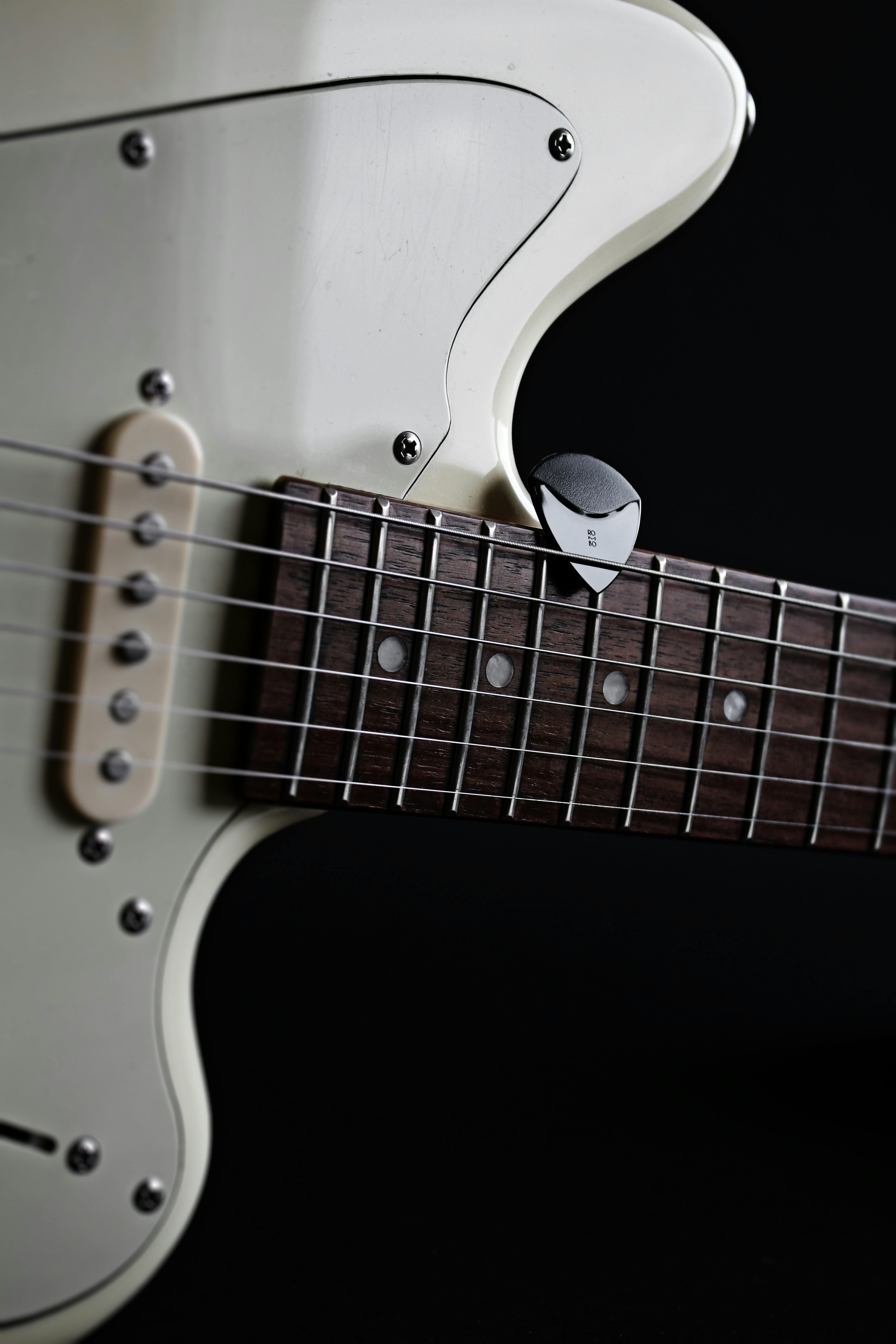 White Electric Bass Guitar · Free Stock Photo