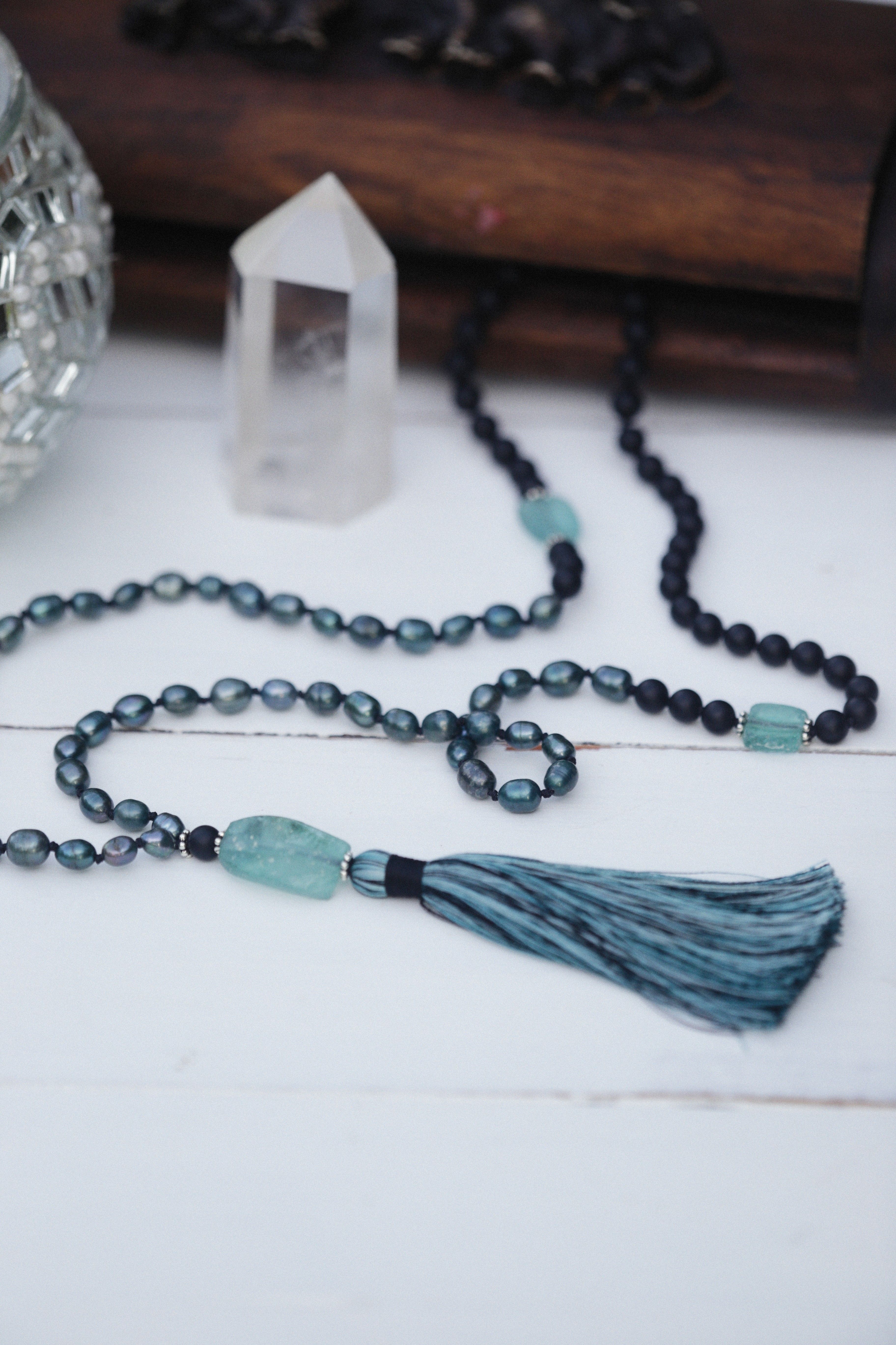 High Res Crystal And Gemstone Photography Photos, Download The BEST ...