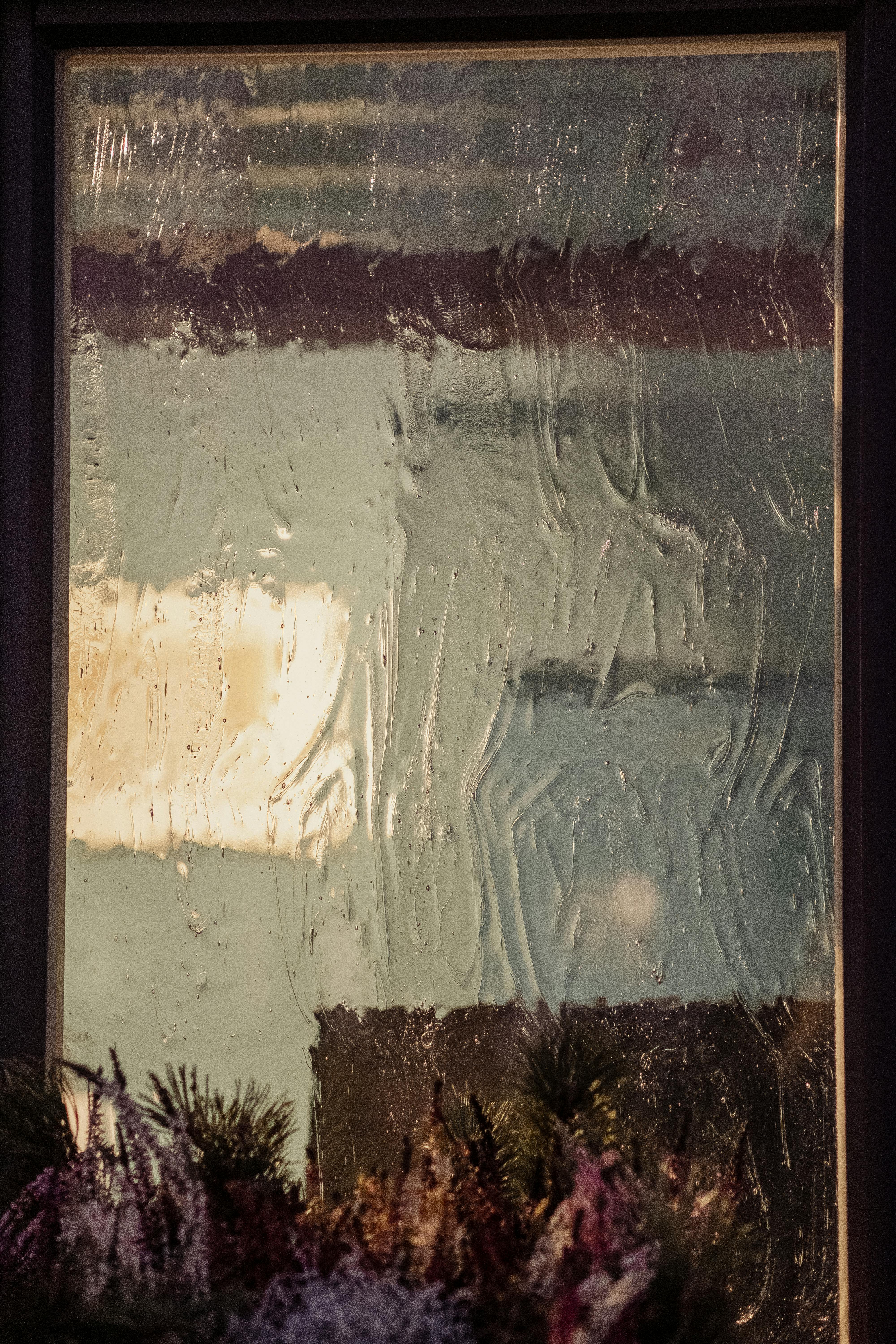 A Beautiful Abstract Painting on Wooden Frame · Free Stock Photo