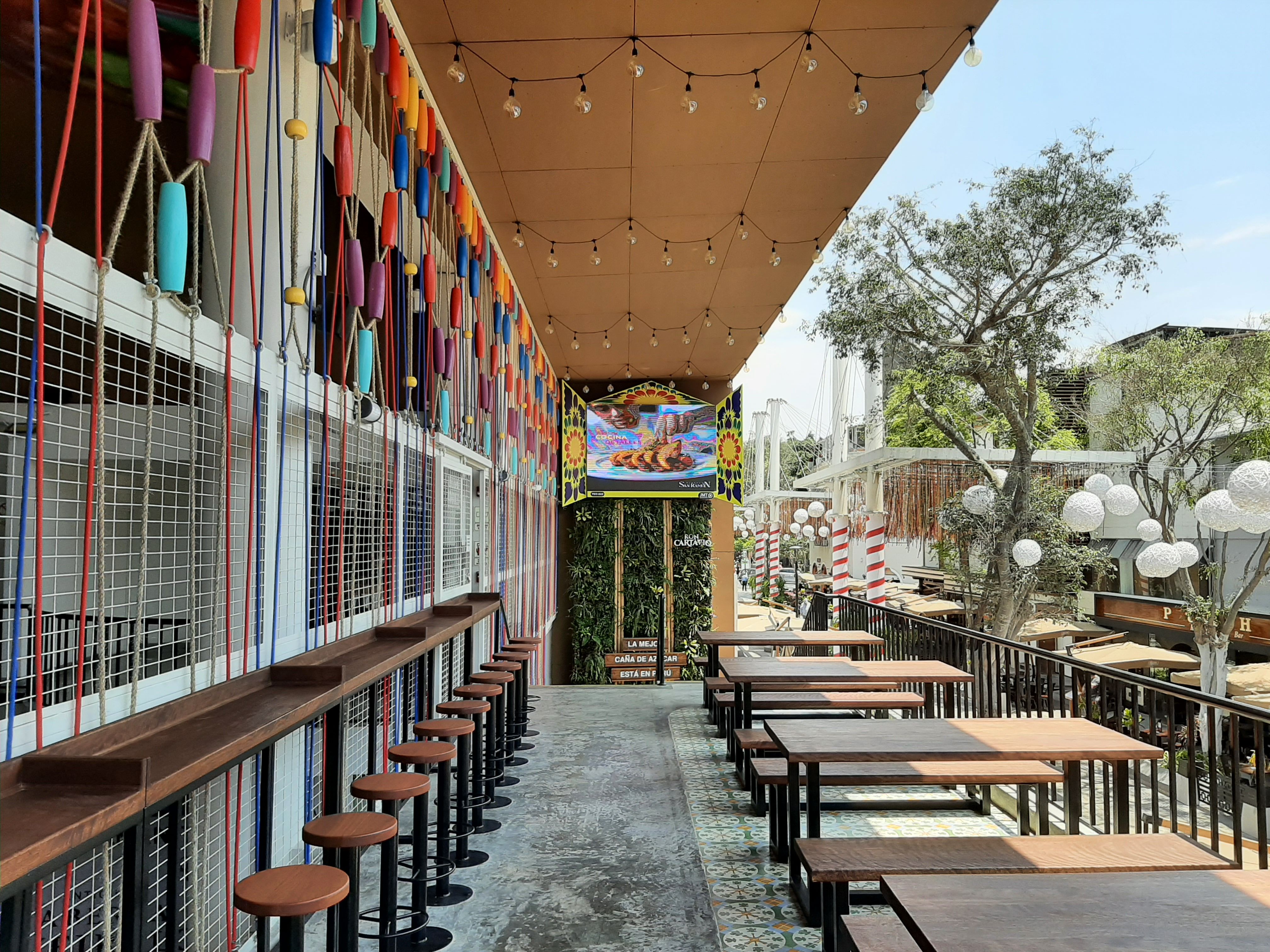 Food Court Photos, Download The BEST Free Food Court Stock Photos & HD ...