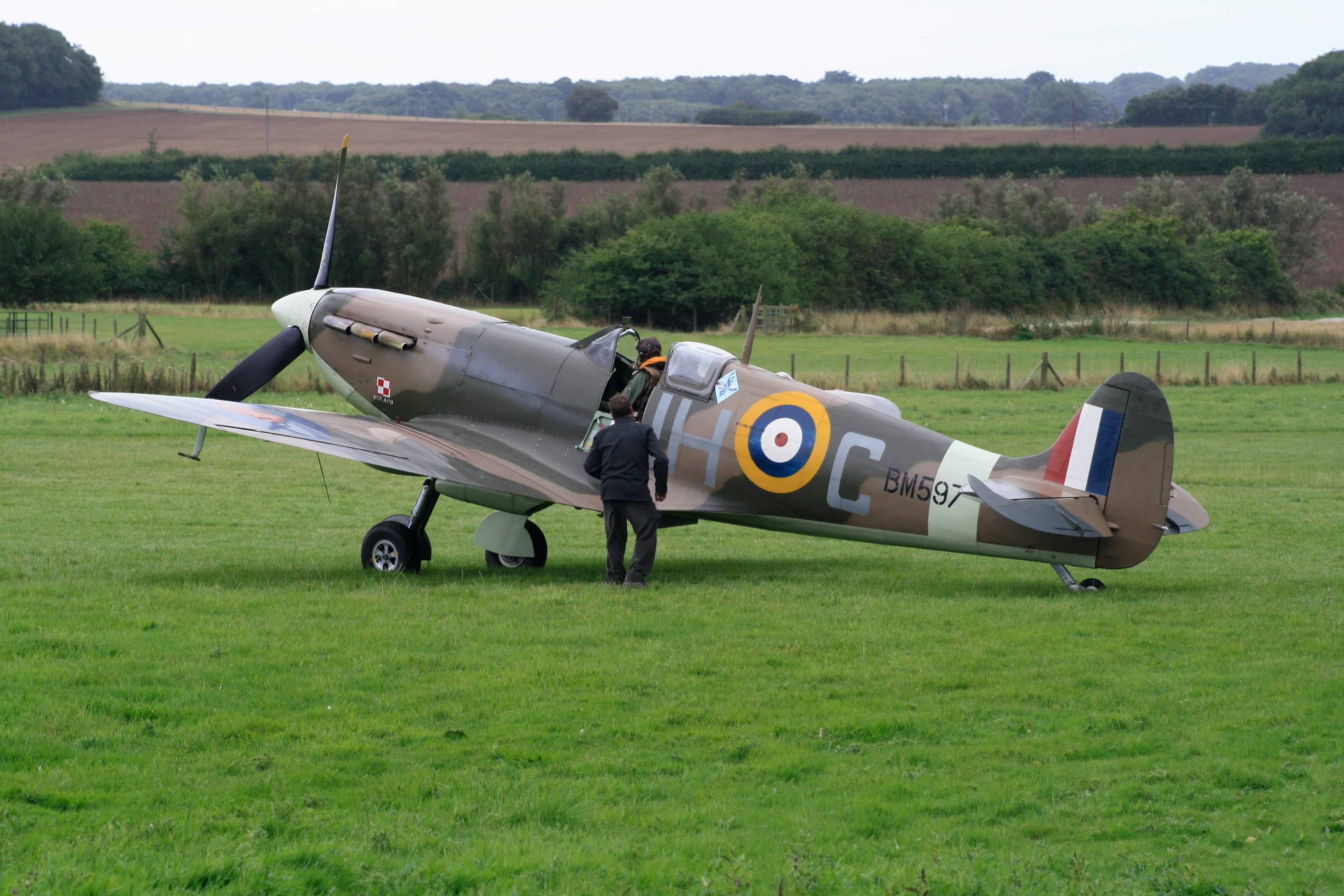 10+ Best Spitfire Photos · 100% Free Download · Pexels Stock Photos