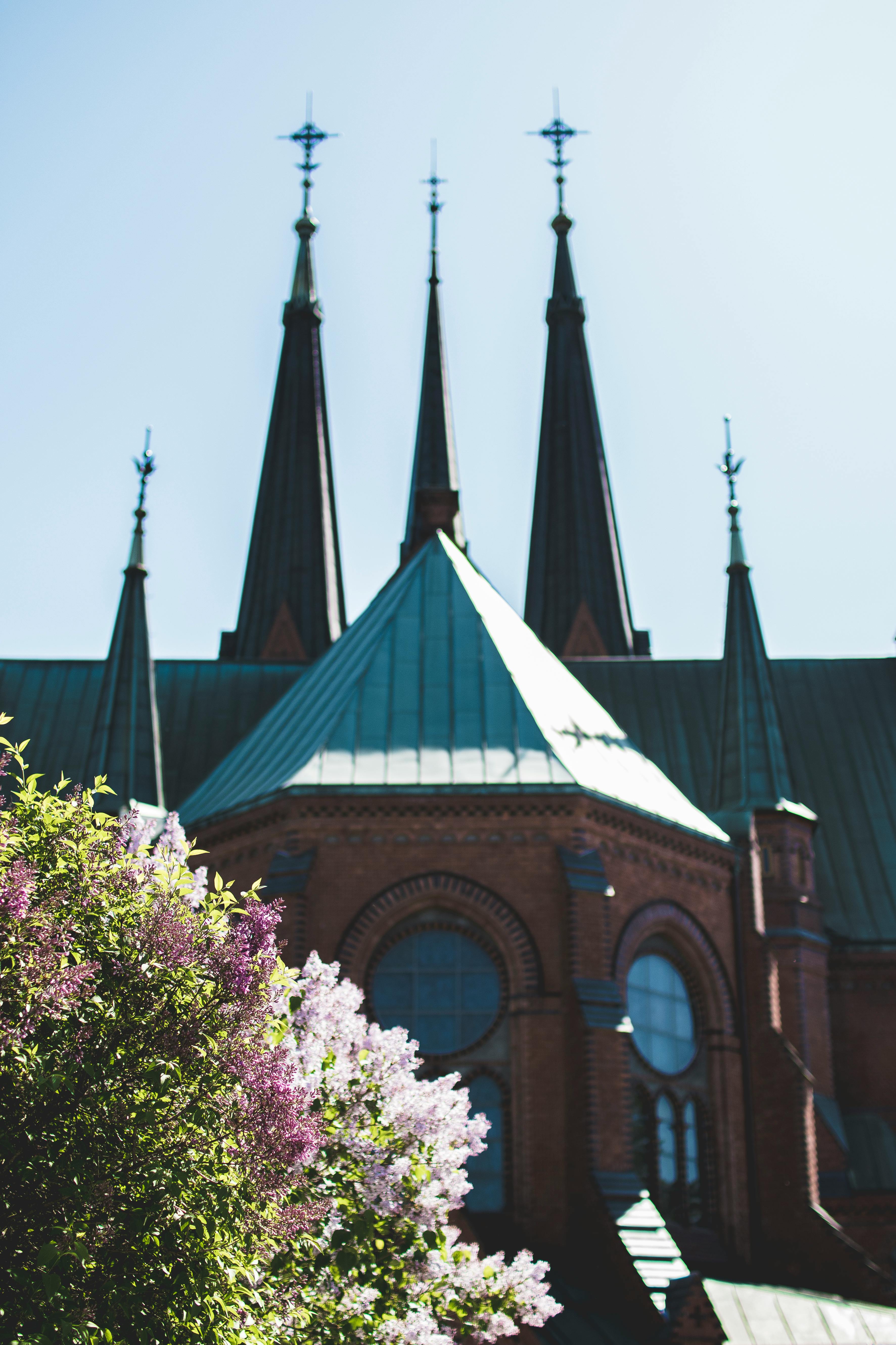 Brown and Orange Church · Free Stock Photo