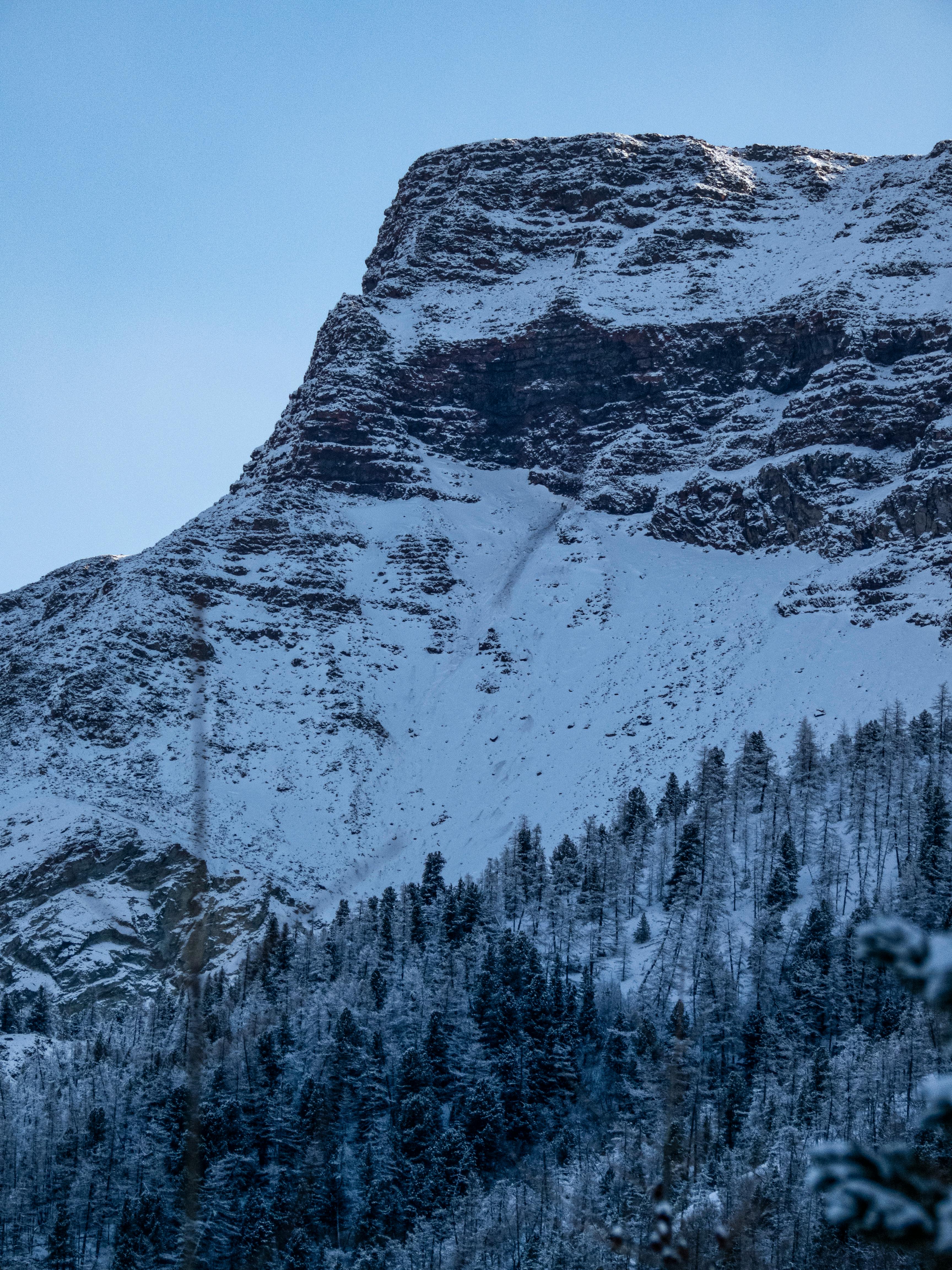 Snow on a Mountainside · Free Stock Photo