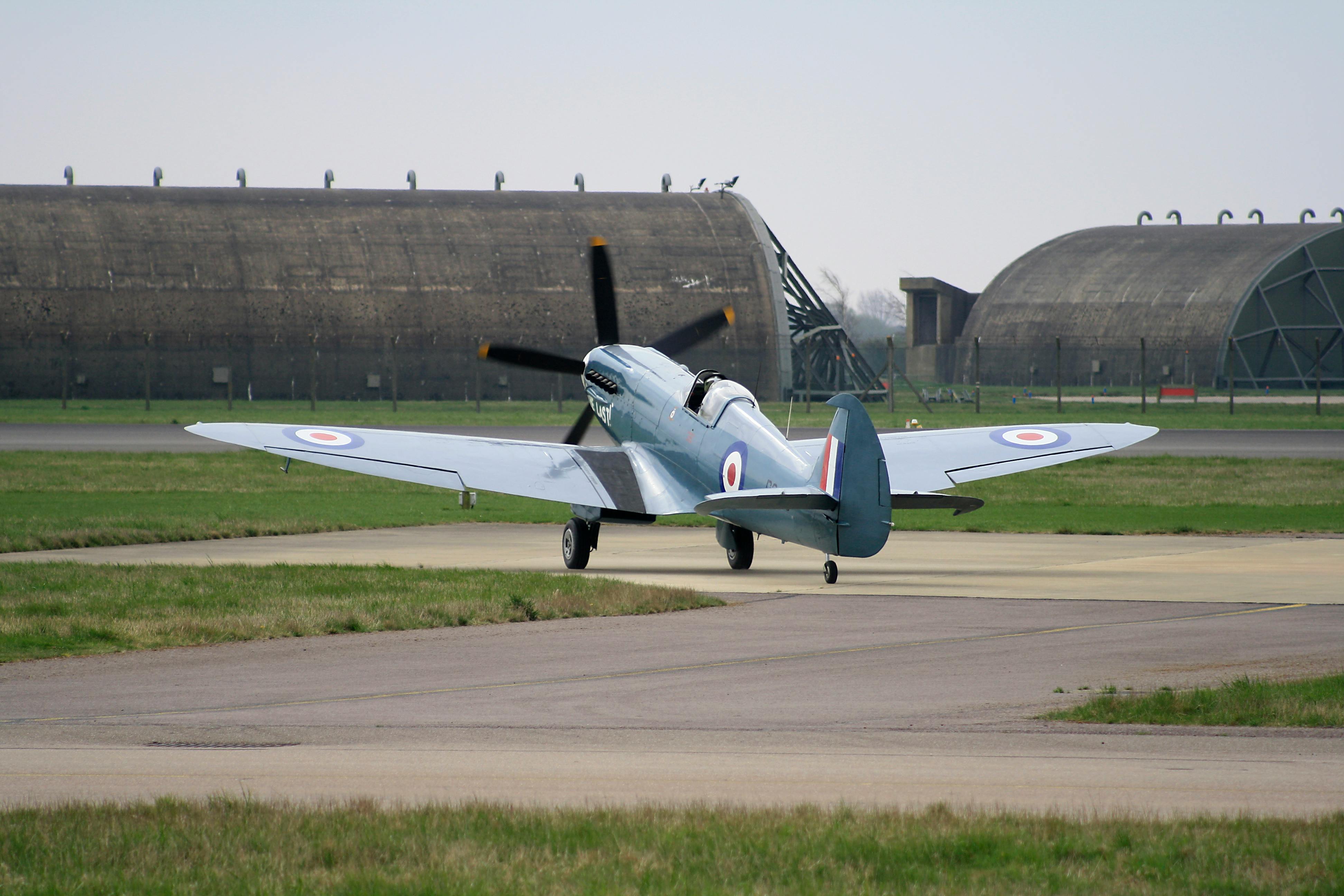 10+ Best Spitfire Photos · 100% Free Download · Pexels Stock Photos