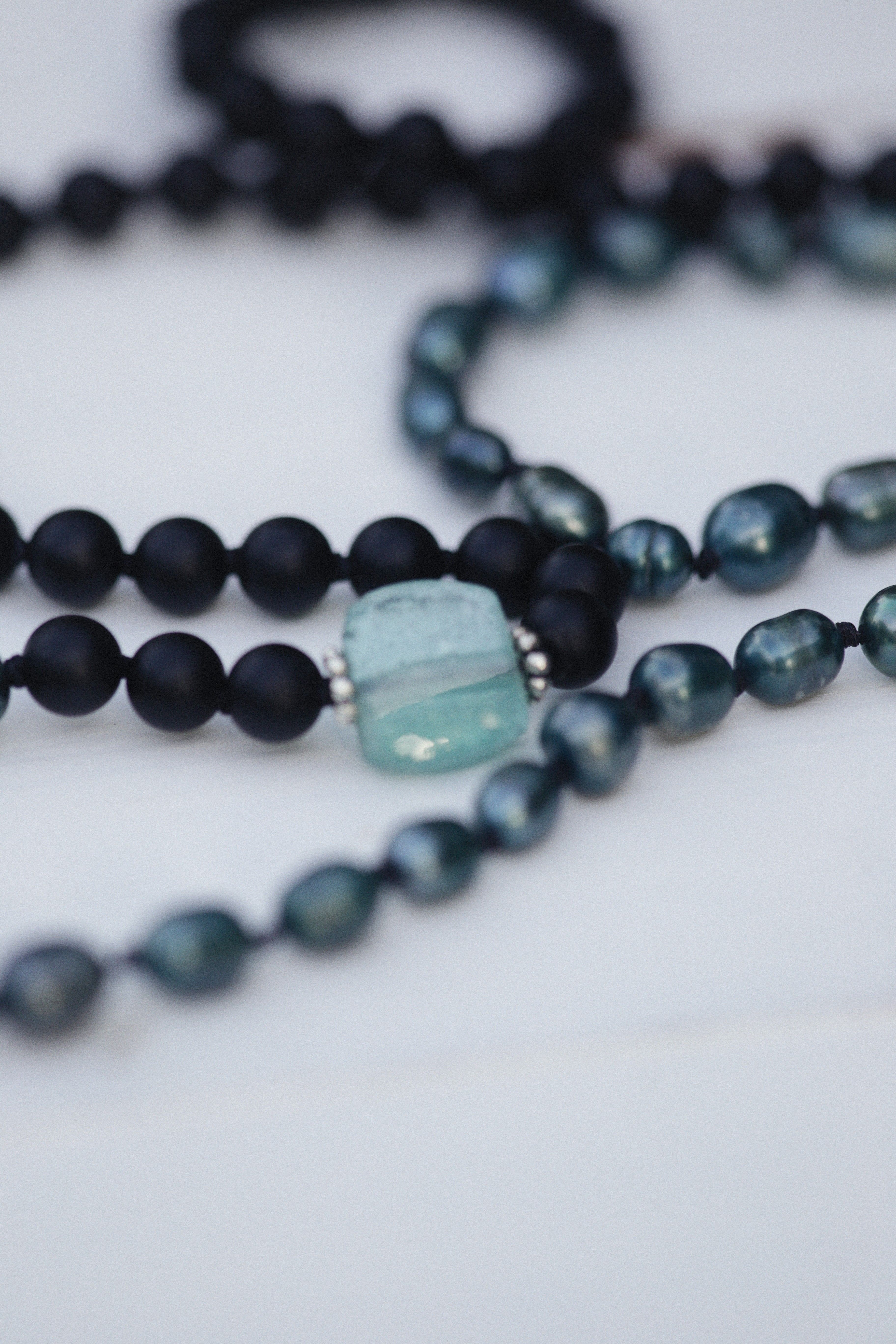 Close-up Photo of Parrel Beads · Free Stock Photo
