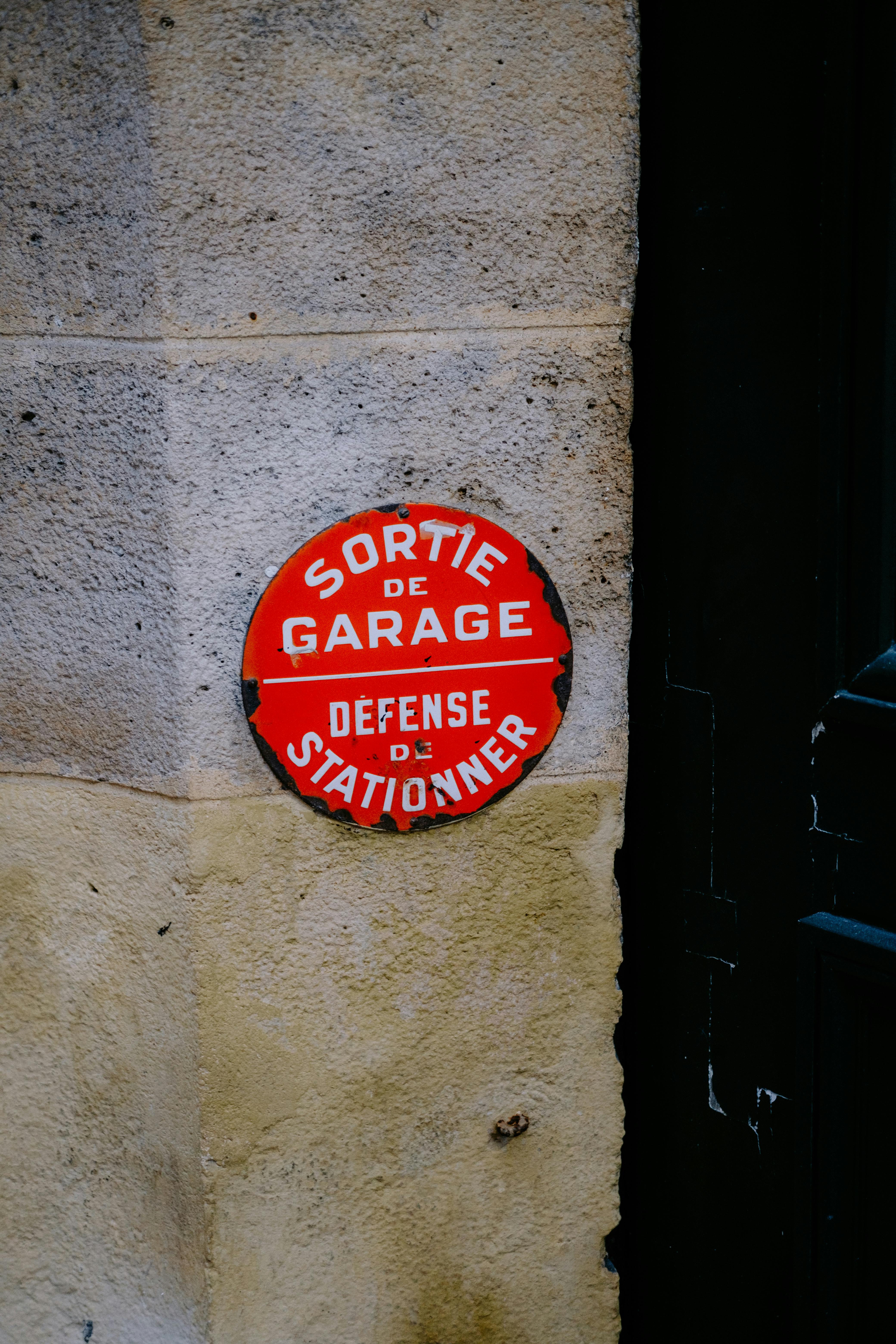 Red Warning Signage on the Wall · Free Stock Photo