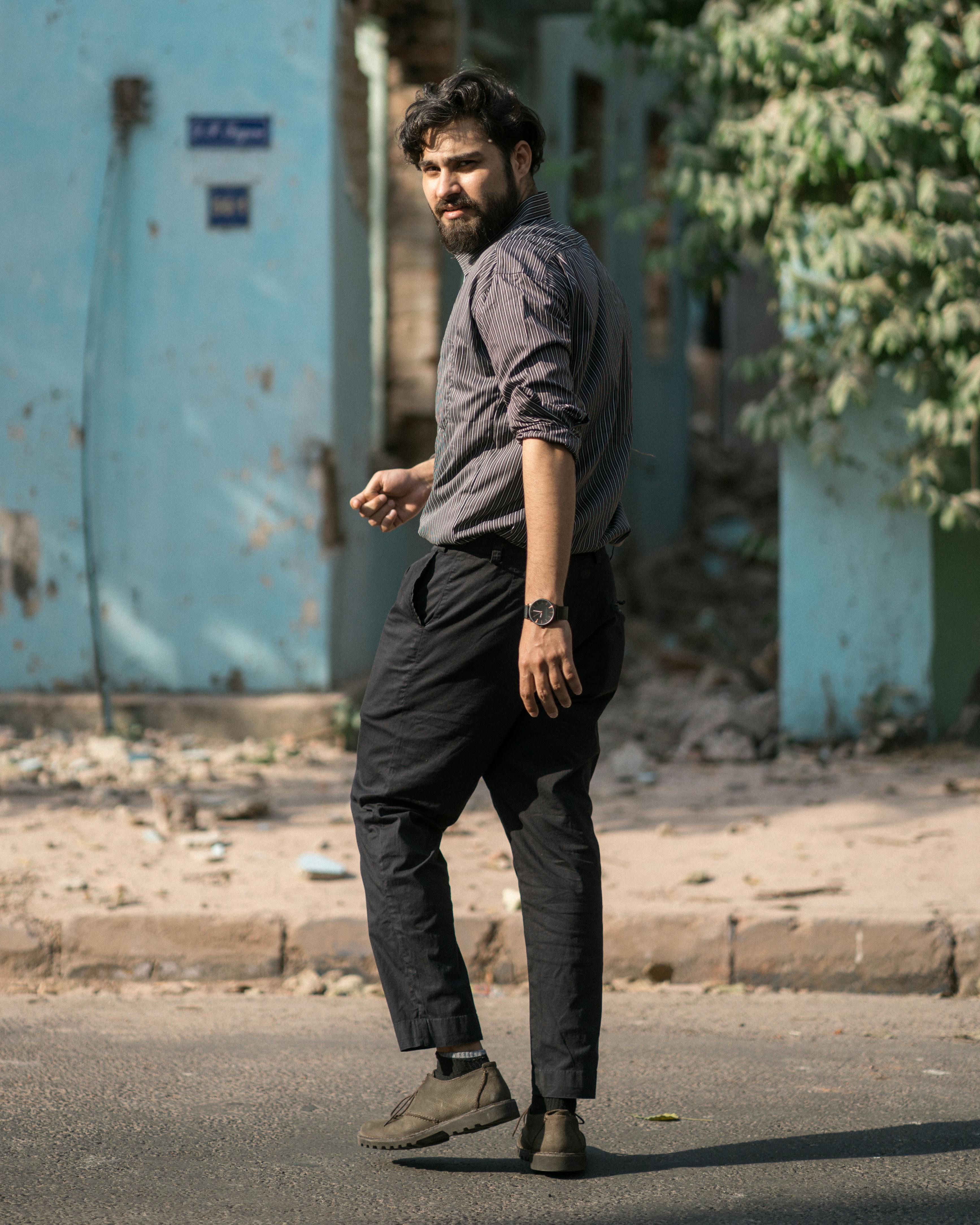 Man Turning Back · Free Stock Photo