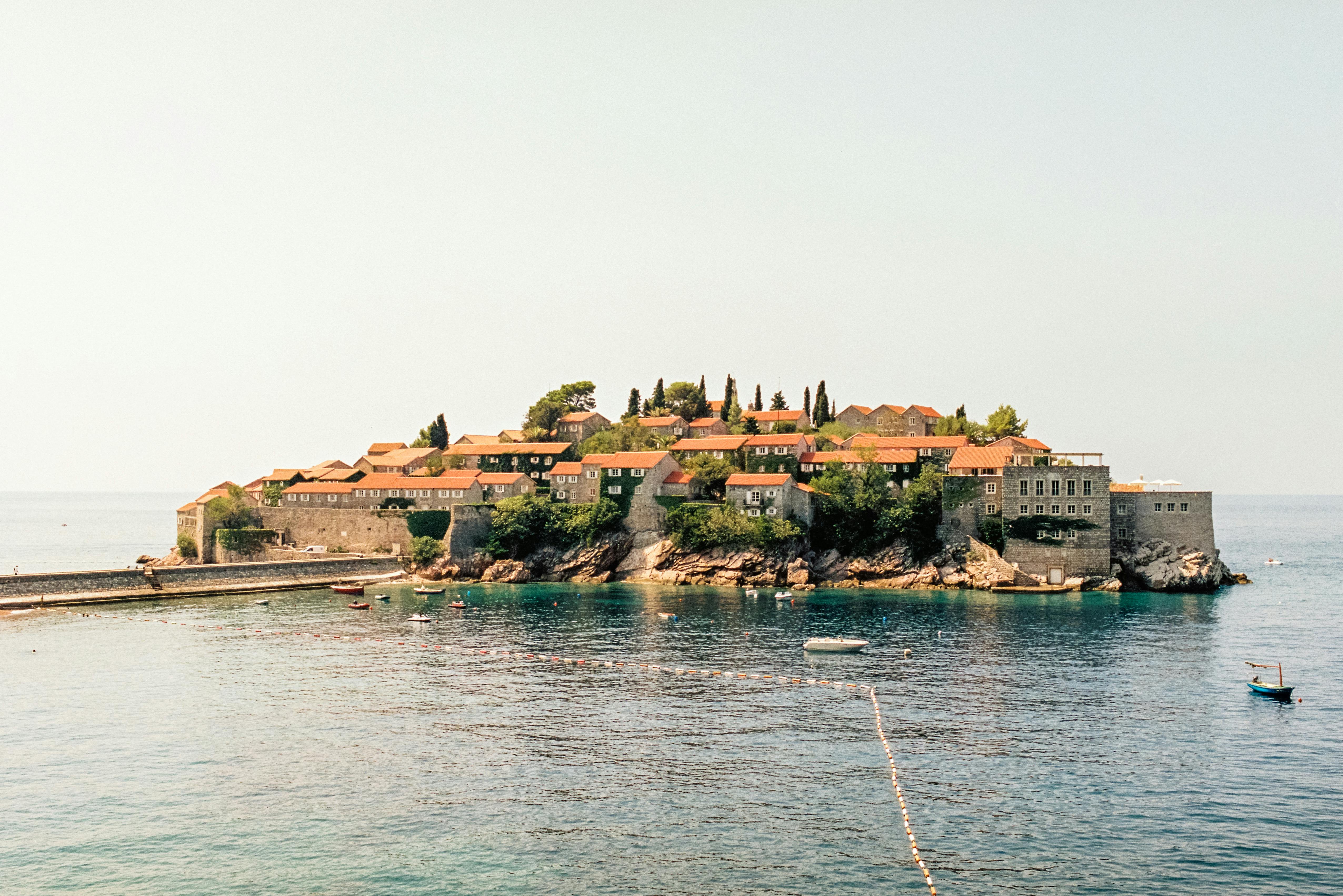 Village on Island · Free Stock Photo