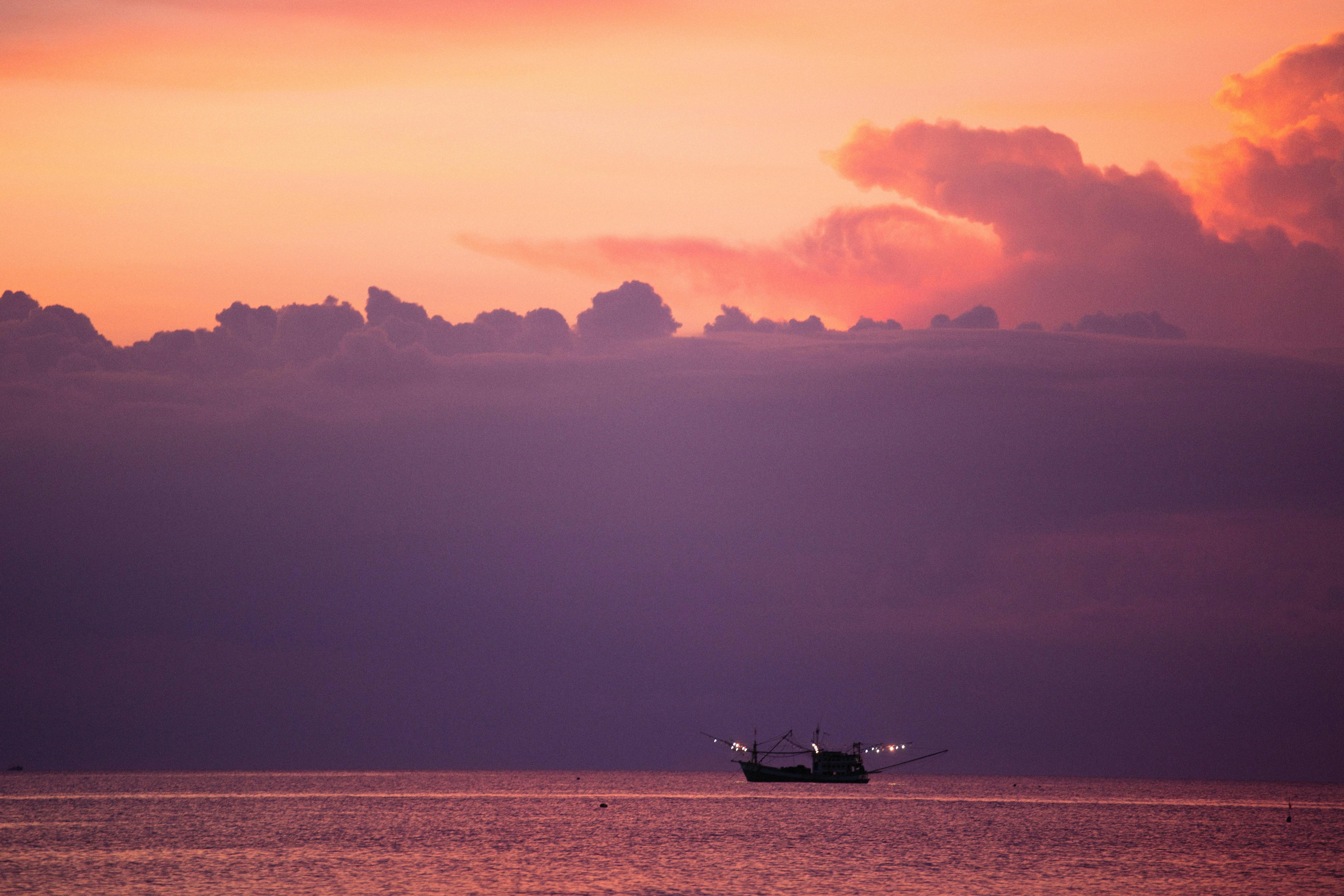 Ship Wallpaper Photos, Download The BEST Free Ship Wallpaper Stock ...