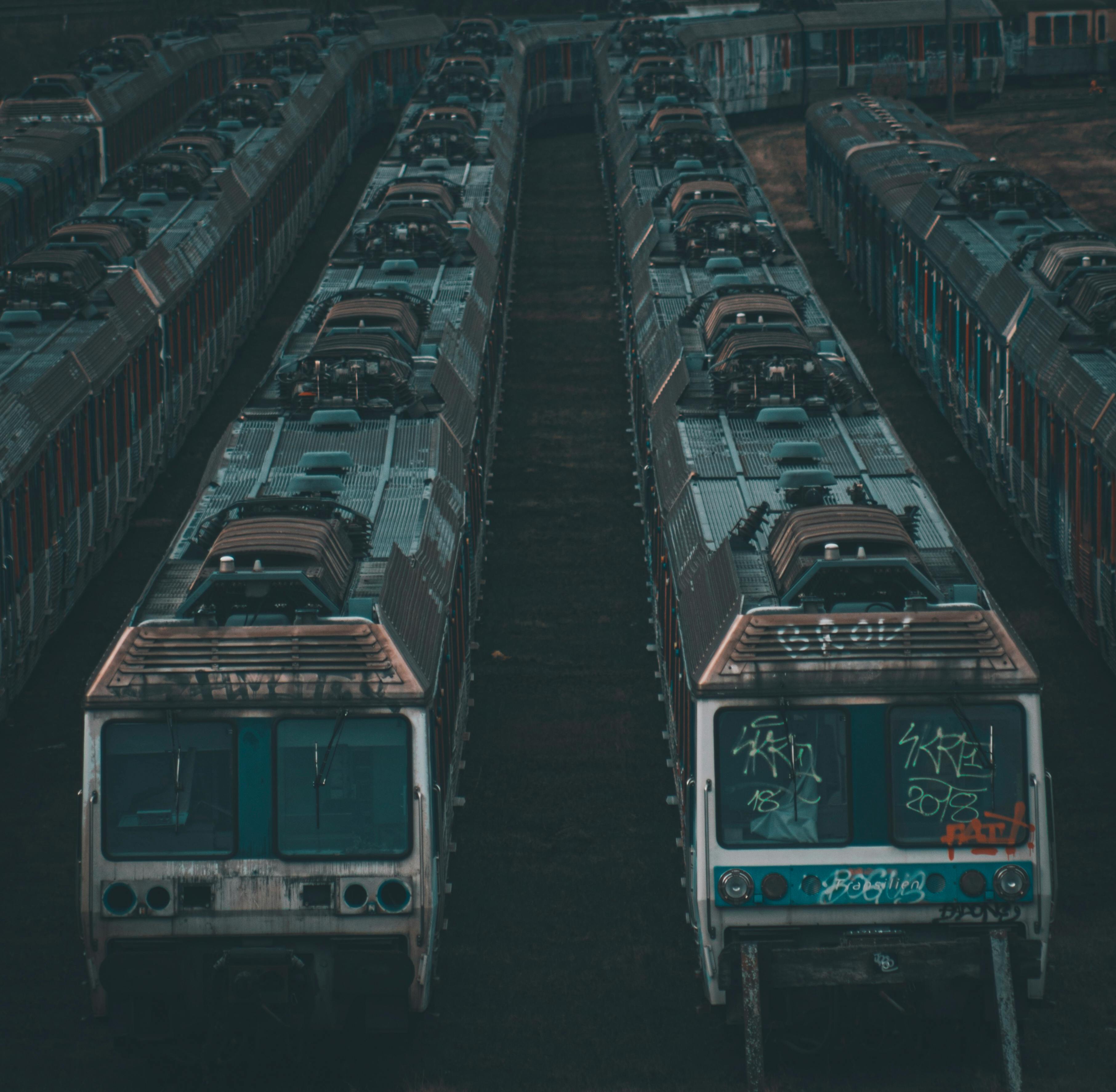 Trains Views Photos, Download The BEST Free Trains Views Stock Photos ...