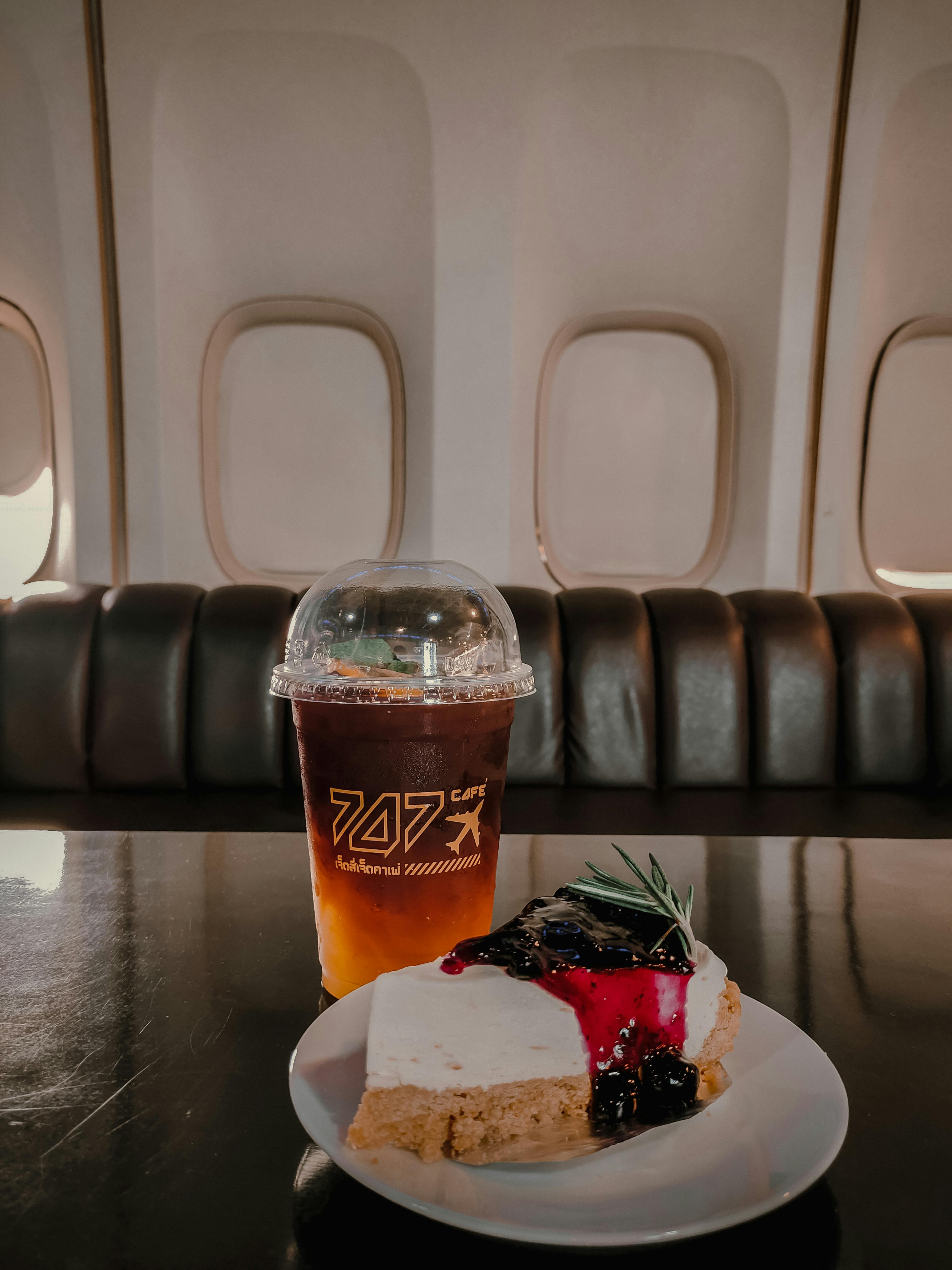 Food Plane Photos, Download The BEST Free Food Plane Stock Photos & HD ...