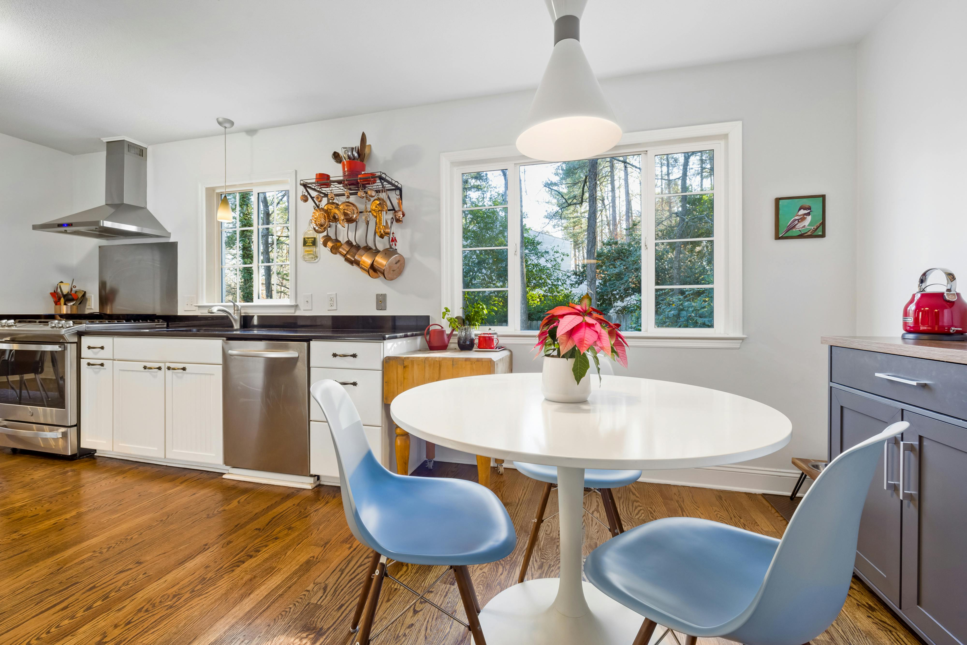 Man on Kitchen · Free Stock Photo