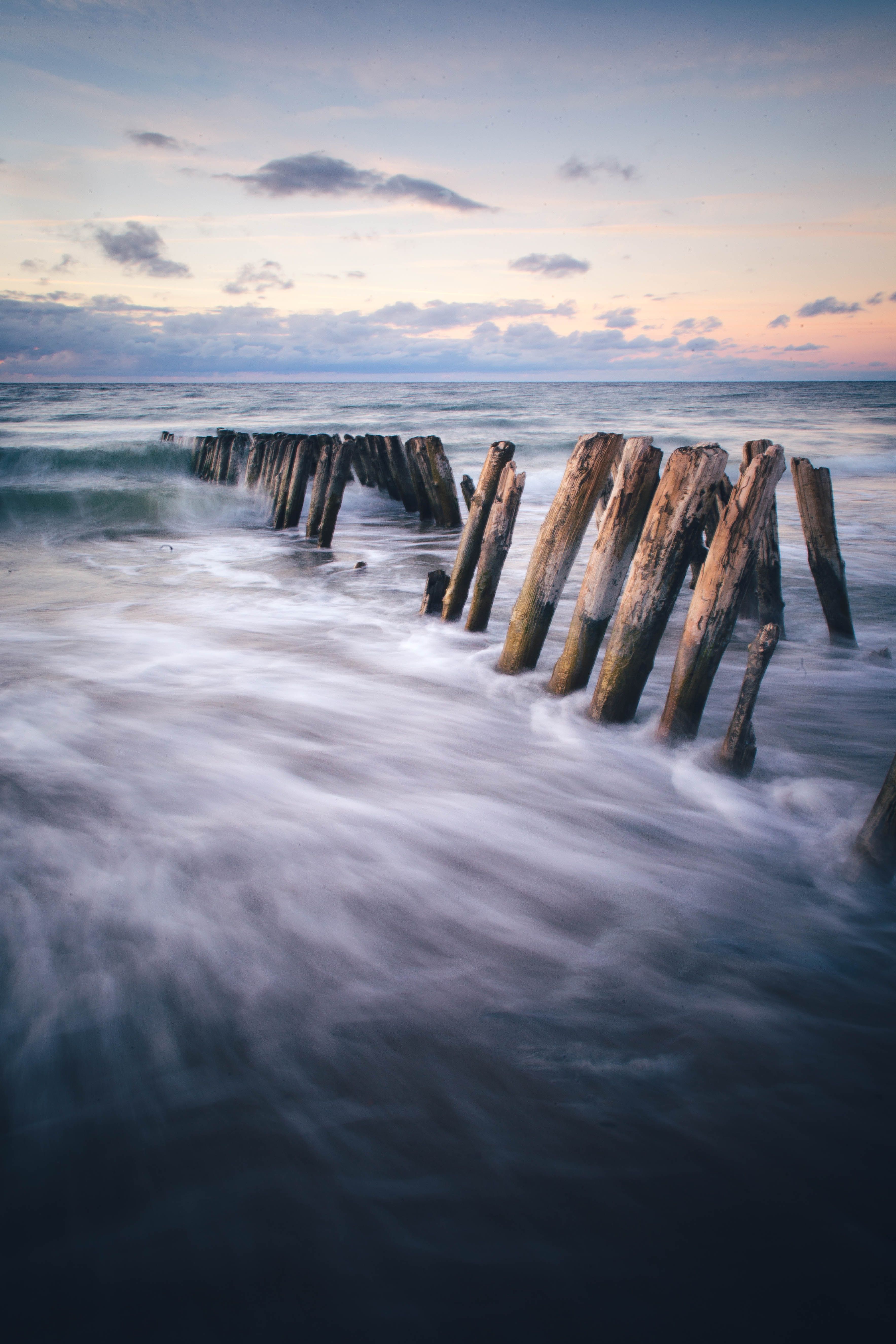 Long Exposure of Sea Waves · Free Stock Photo