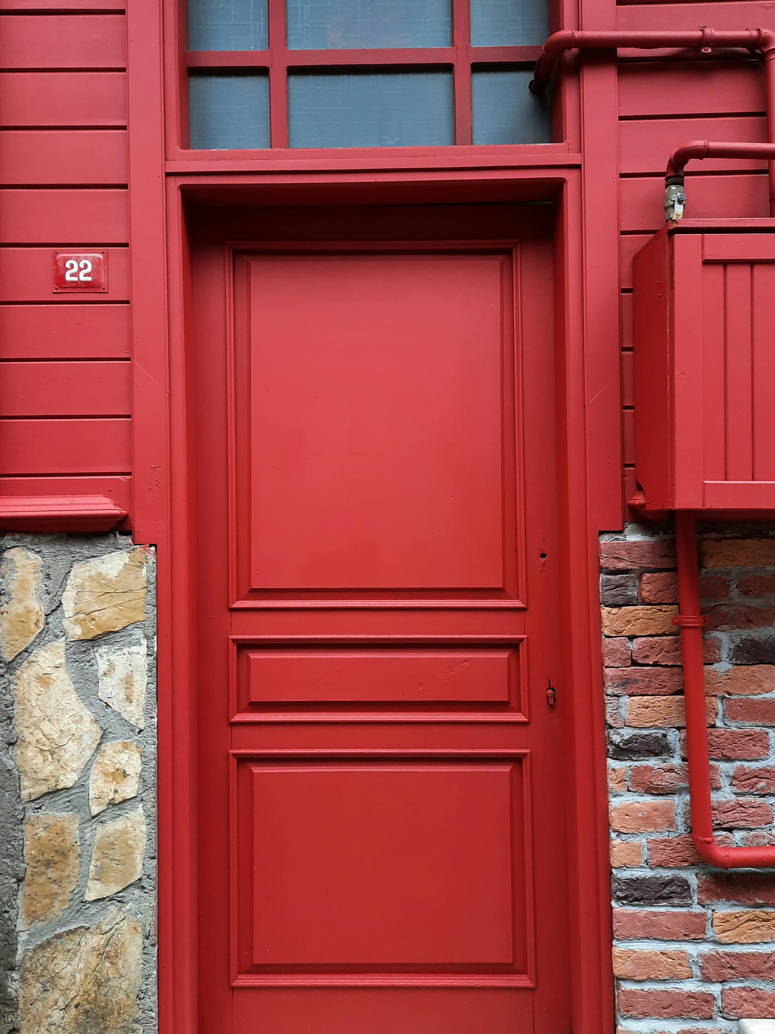 Red Entrance Doors to Building · Free Stock Photo