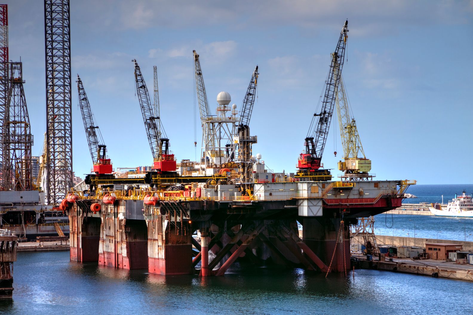 What You Need to Know About Offshore Financial Centre