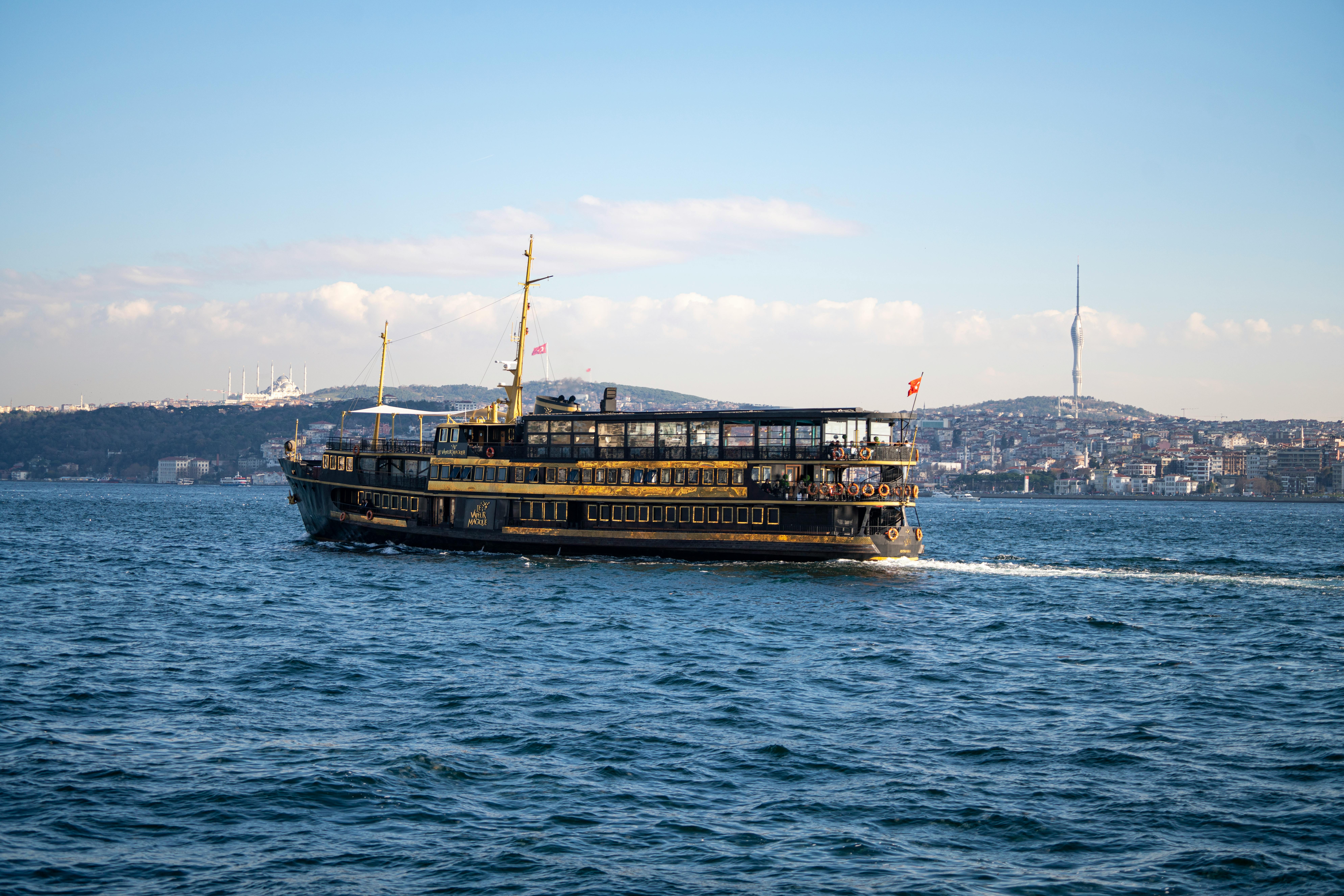 Side View of a Ferry Boat on the Sea · Free Stock Photo