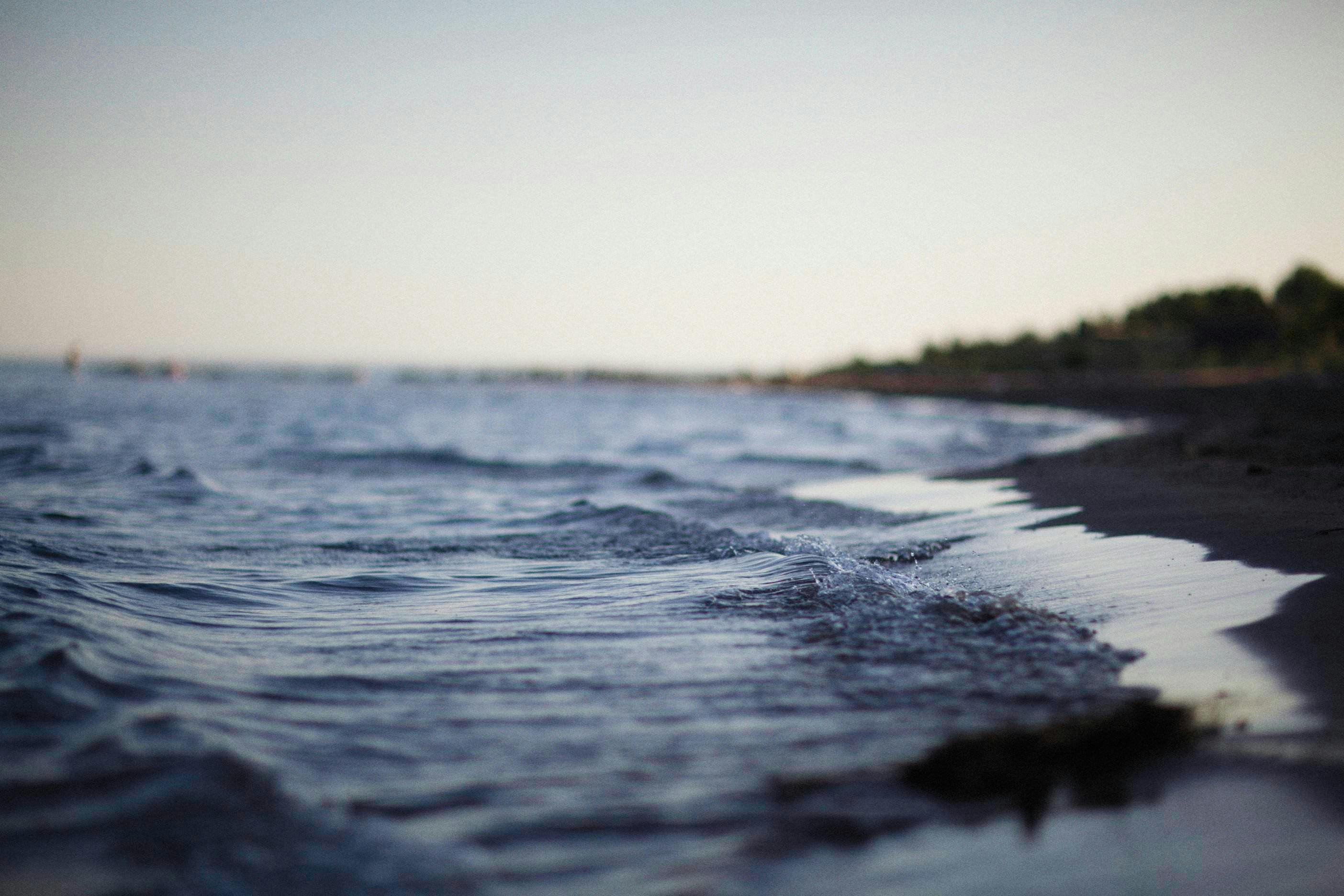 Waves on a Beach · Free Stock Photo