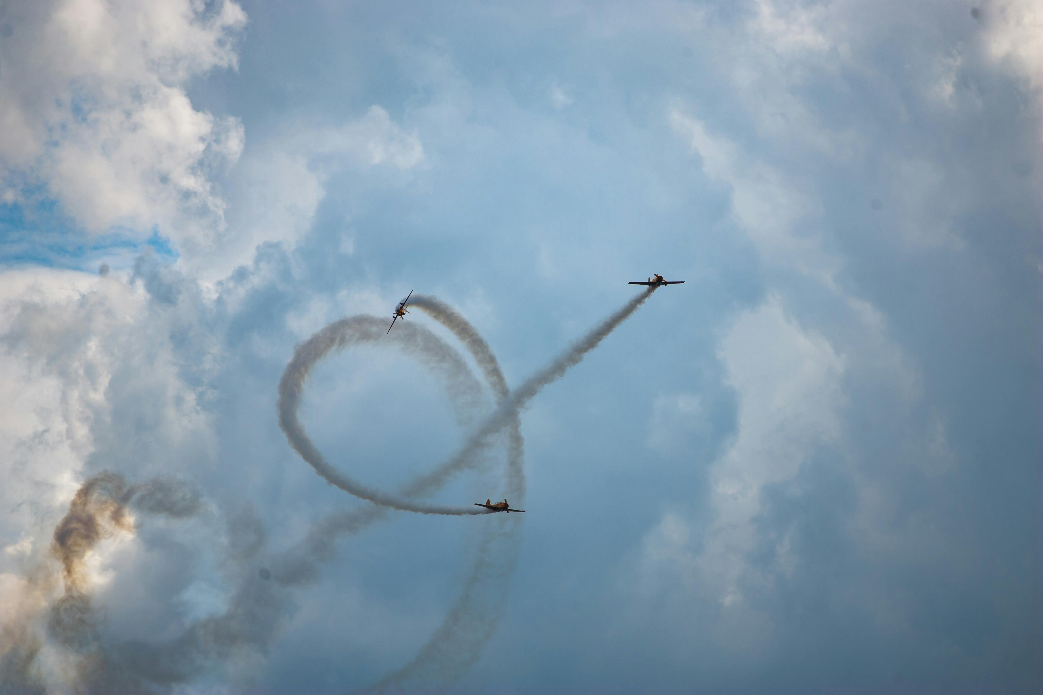Pilots Performing Airshow with Their Planes · Free Stock Photo