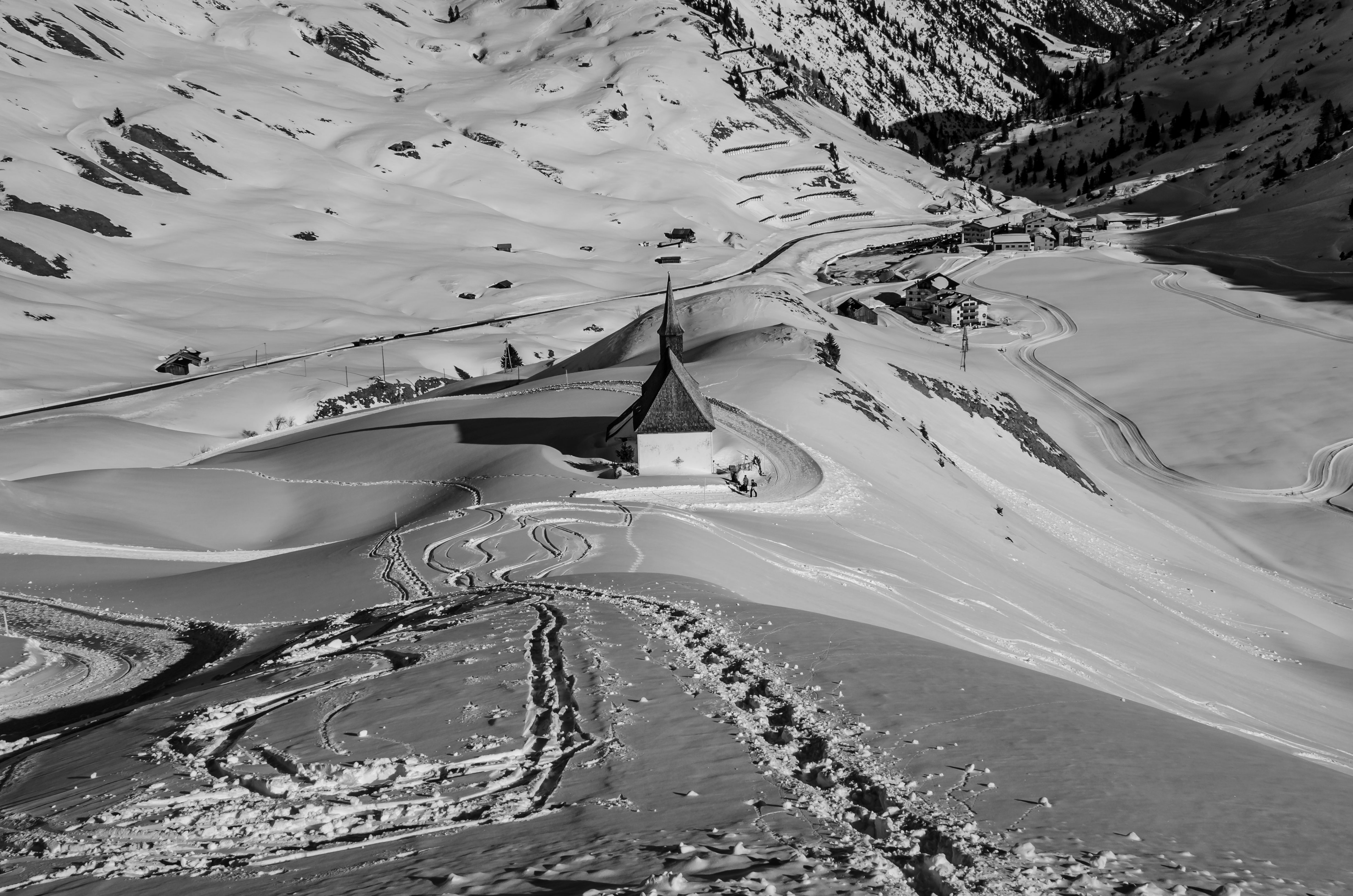 Grayscale Photography of Snow Covered Landscape · Free Stock Photo