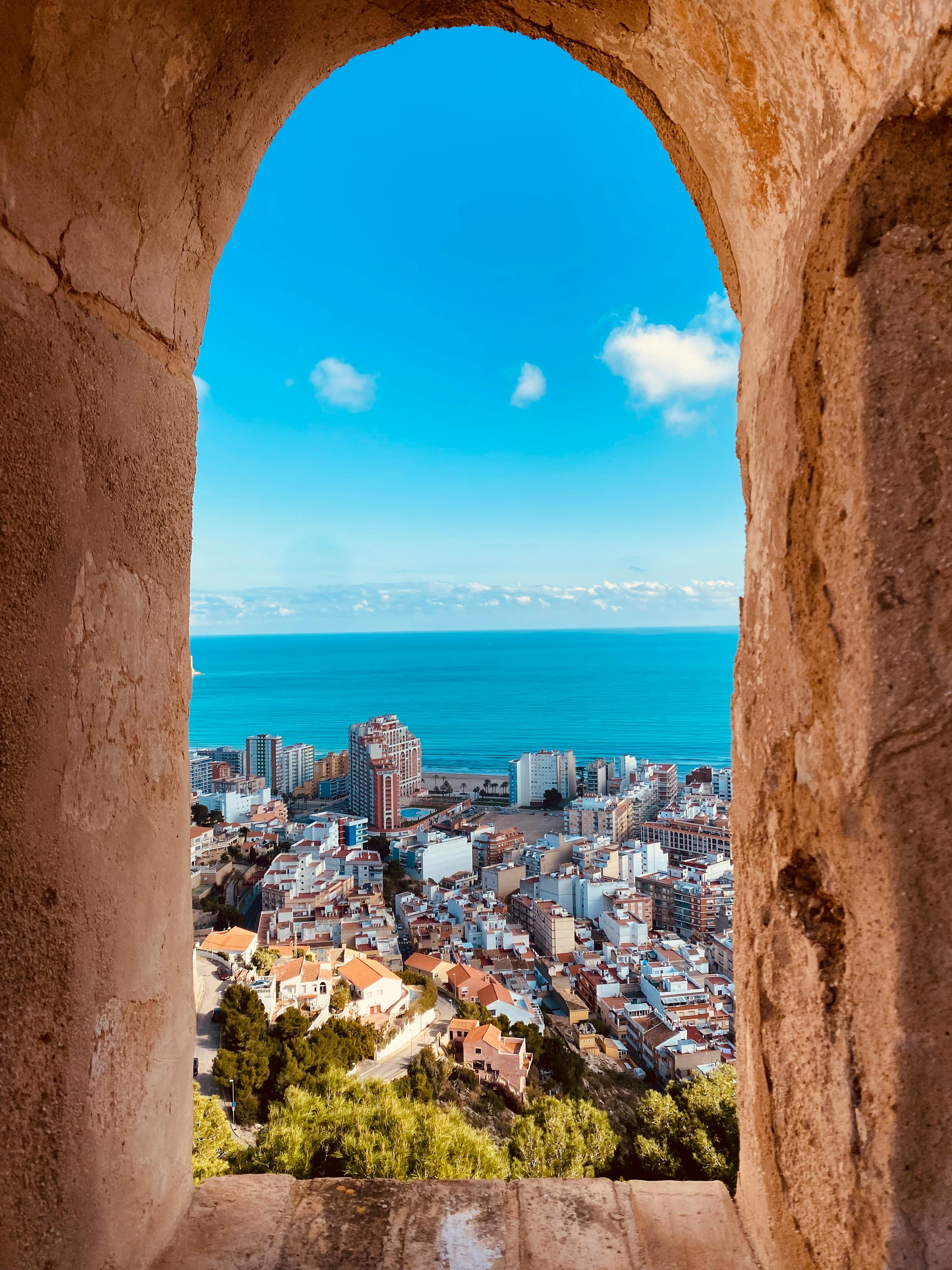 206,291+ Best Free Looking out window Stock Photos & Images · 100% ...