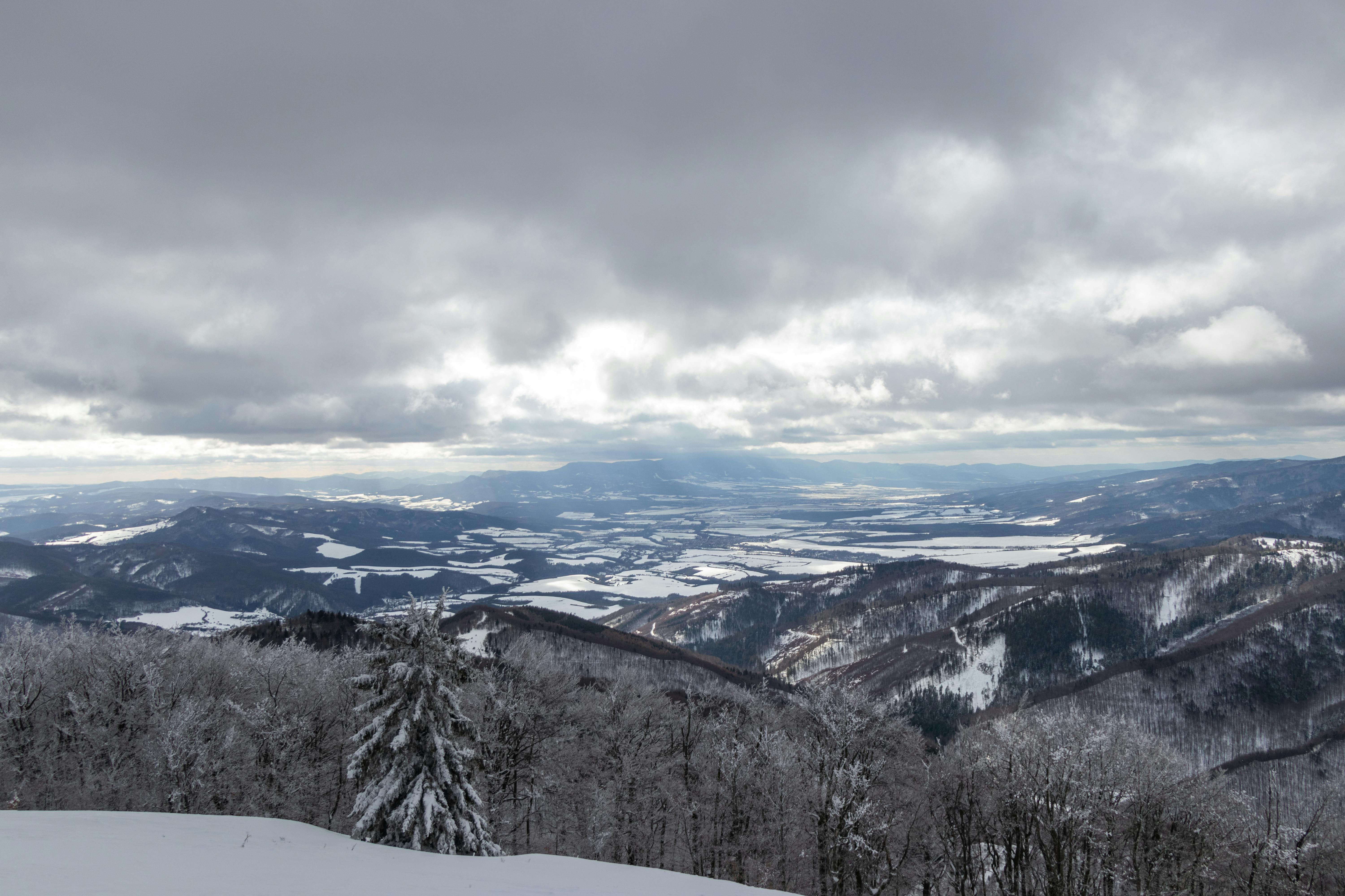 Mountain Range · Free Stock Photo