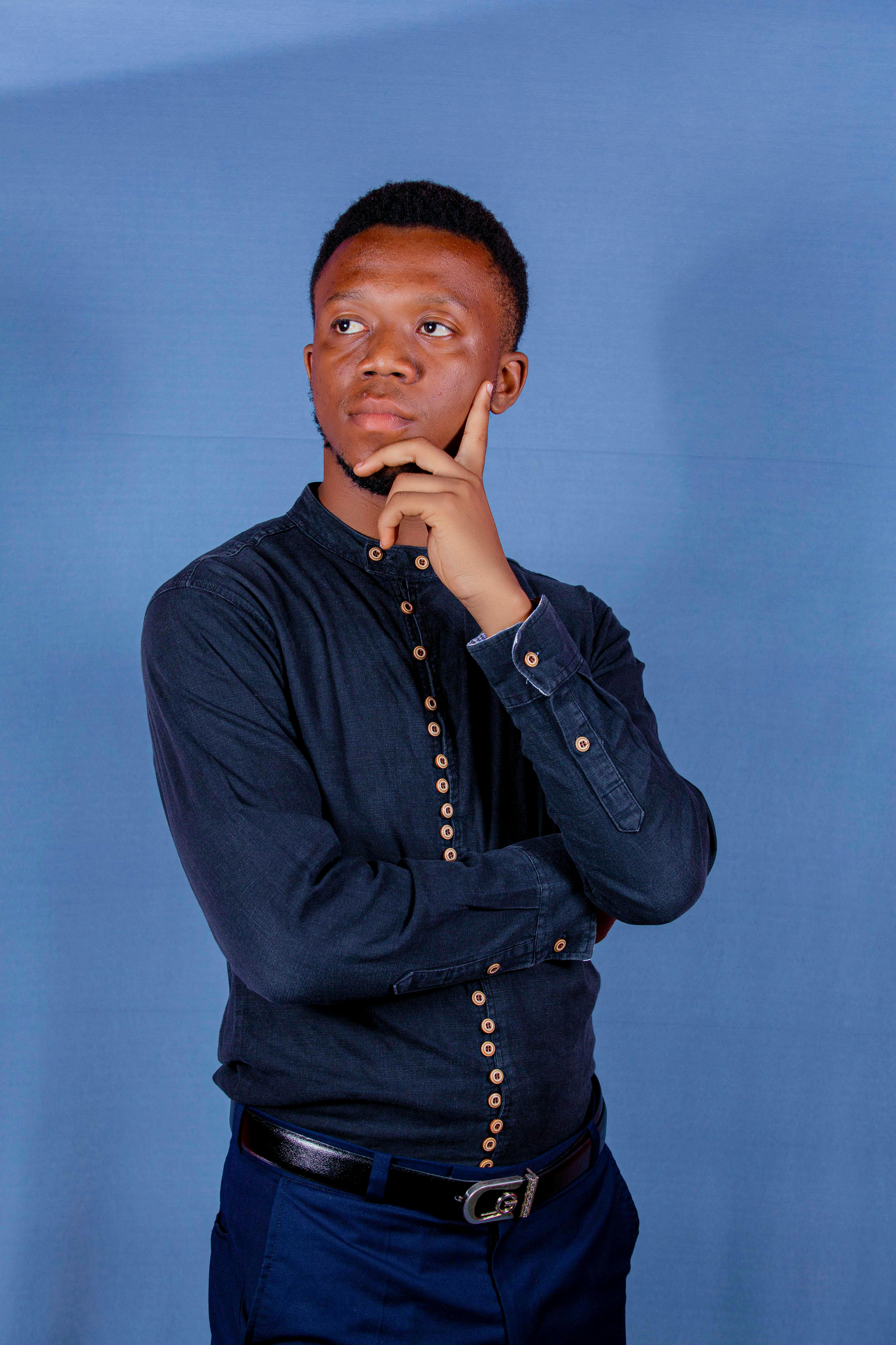 147,994+ Best Free Hand on face Stock Photos & Images · 100% Royalty ...