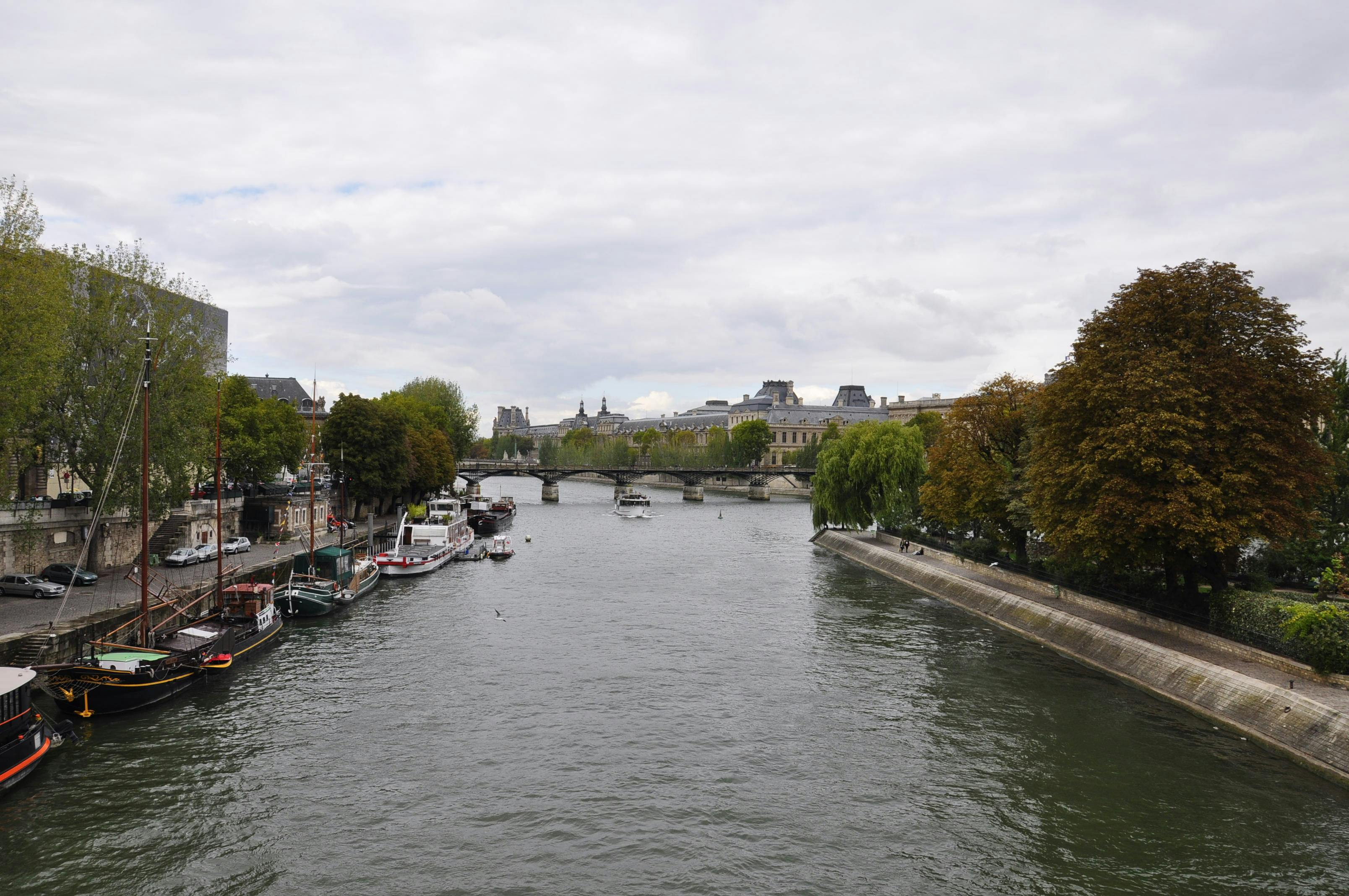 Ferries Sailing on Seine in Paris · Free Stock Photo