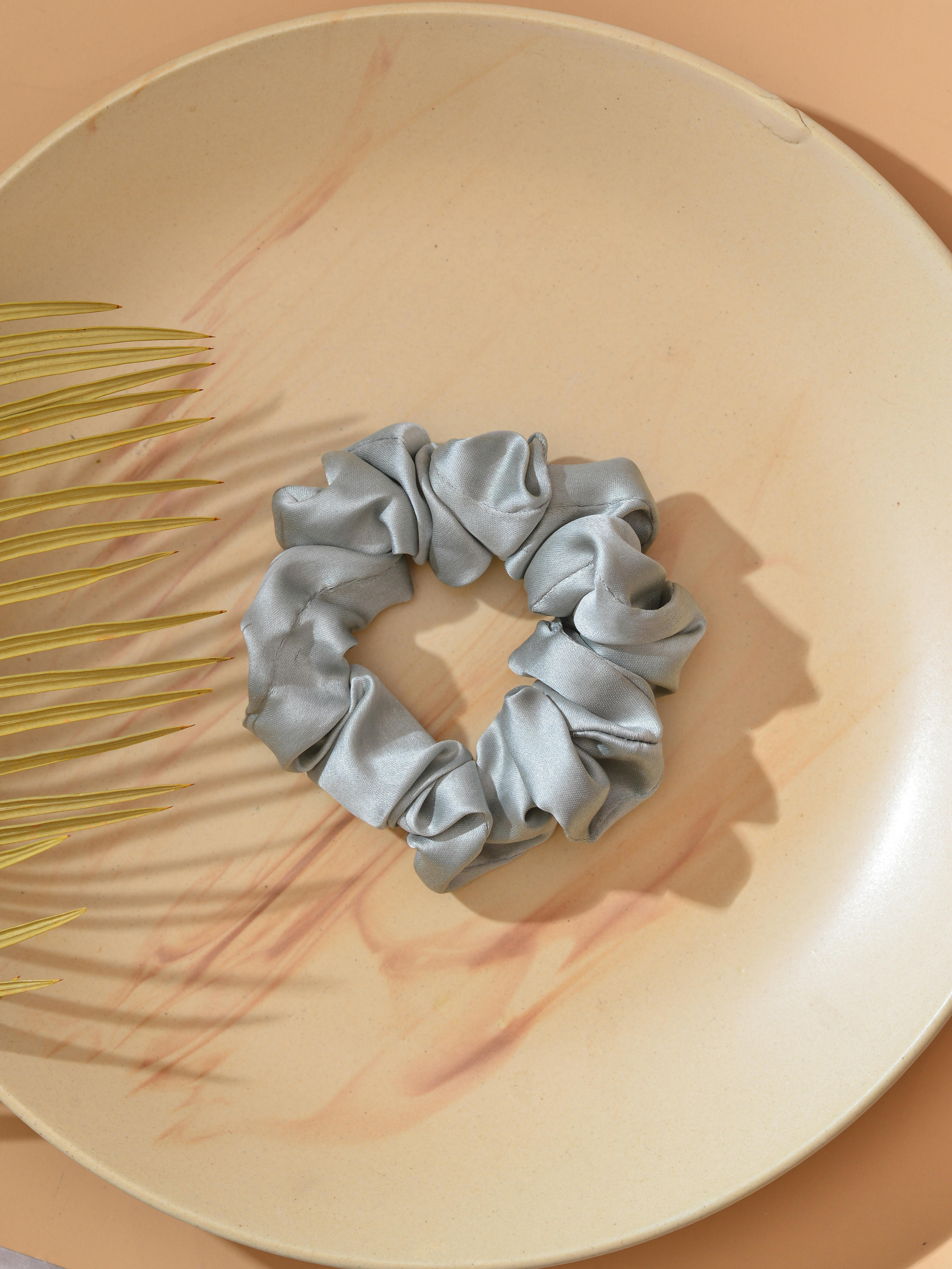 Scrunchie Photos, Download The BEST Free Scrunchie Stock Photos & HD Images