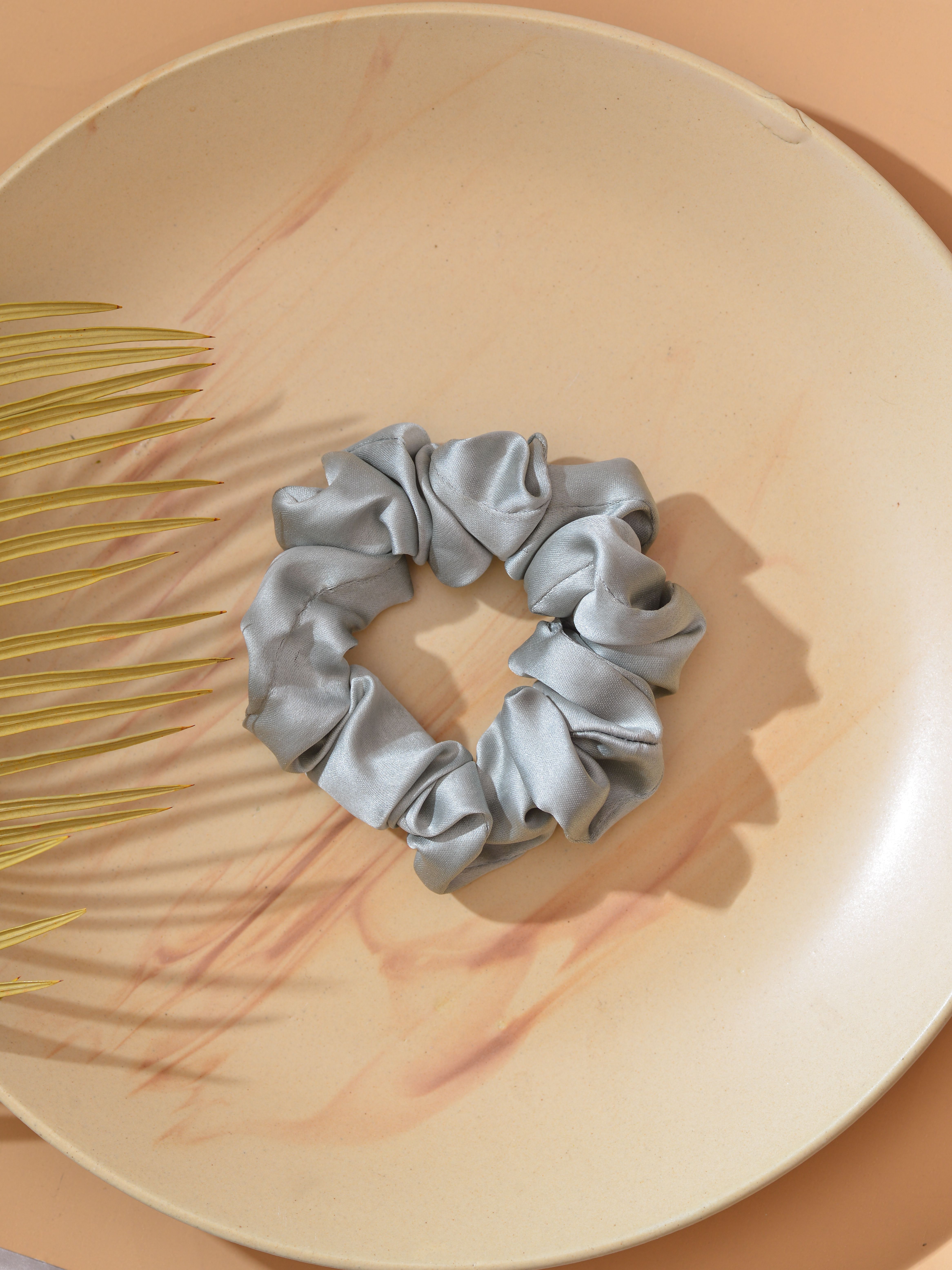 Scrunchie Photos, Download The BEST Free Scrunchie Stock Photos & HD Images