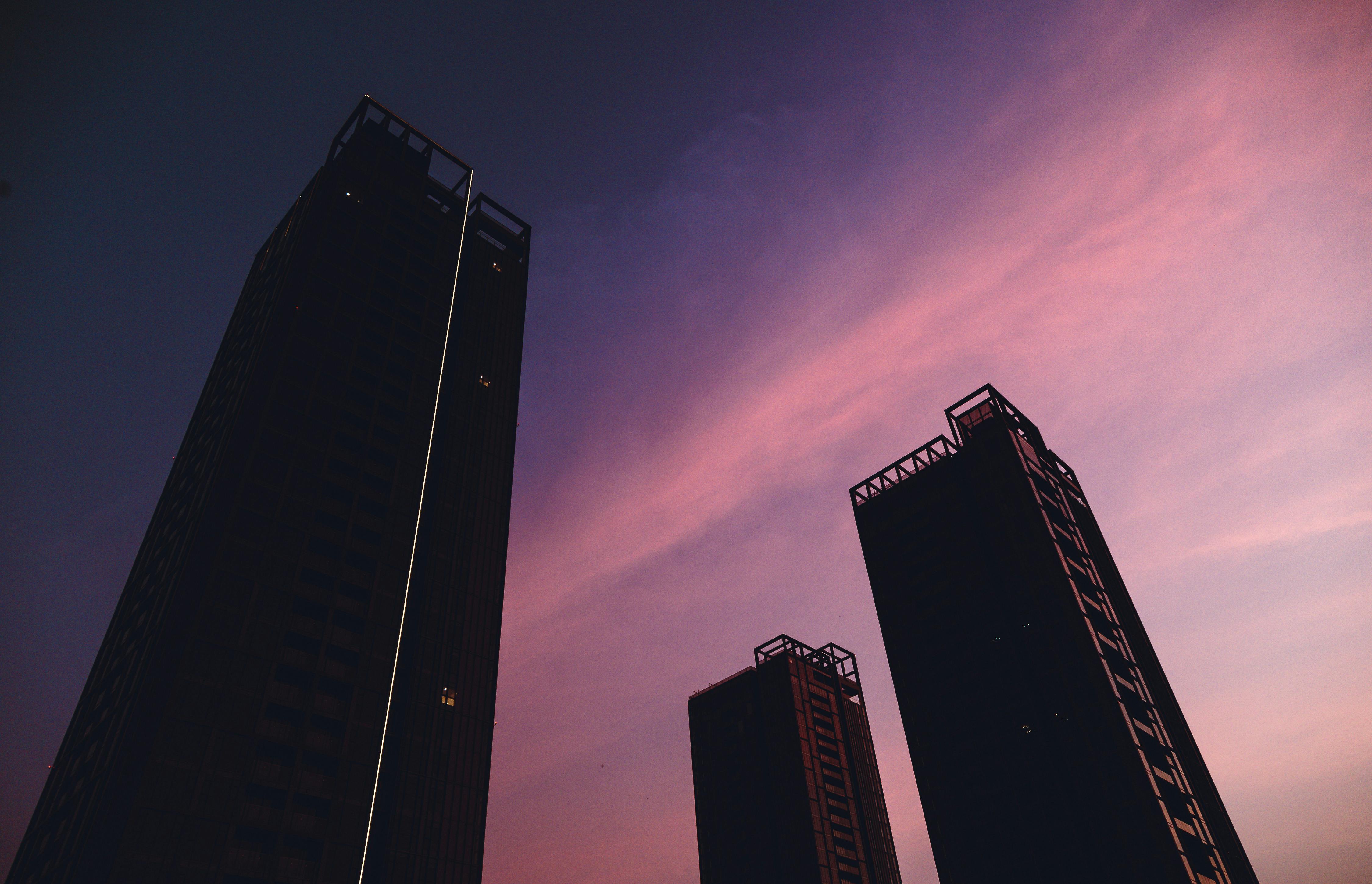 Building During Sunset · Free Stock Photo