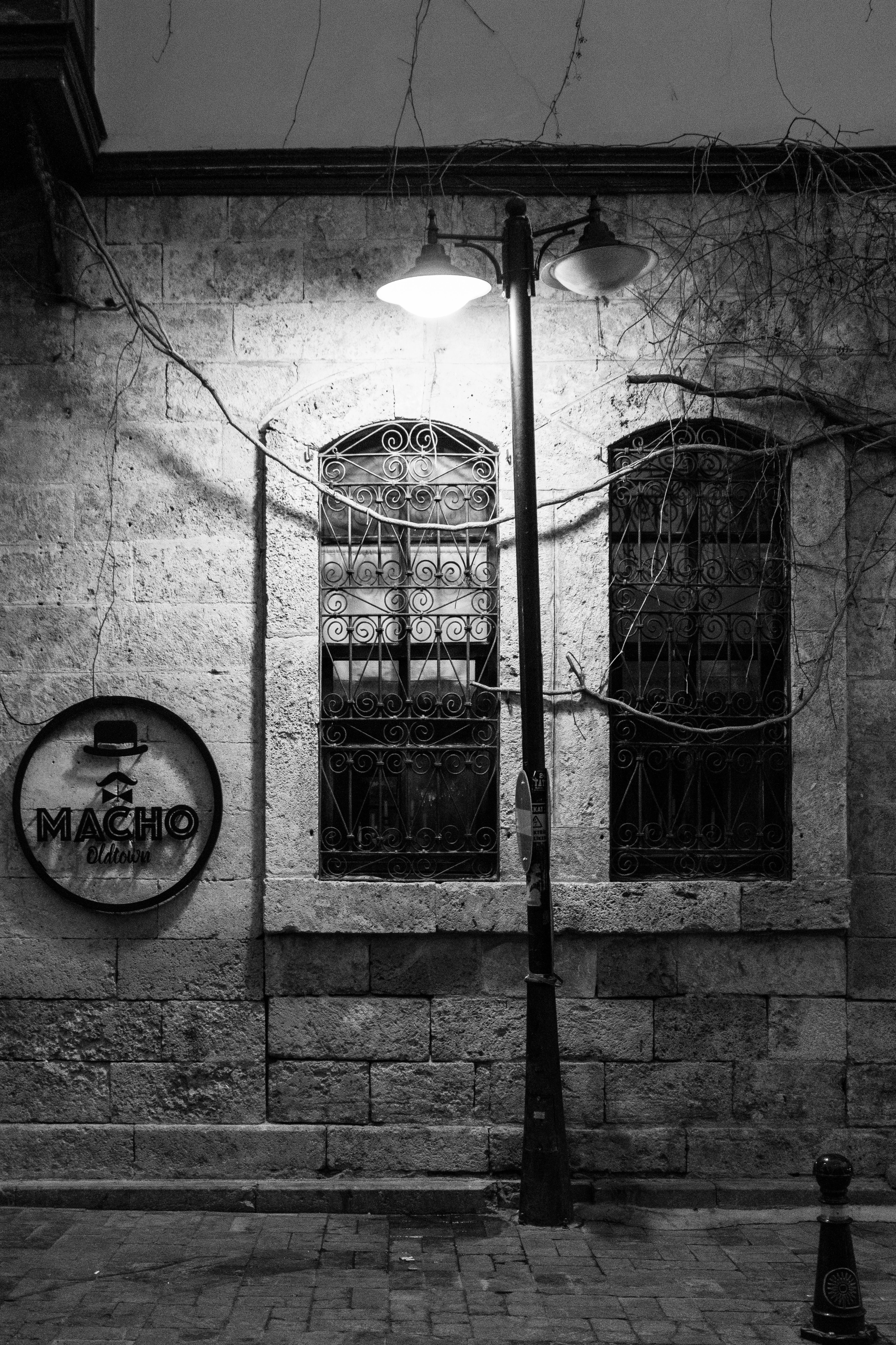 Grayscale Photo of Window Frames · Free Stock Photo