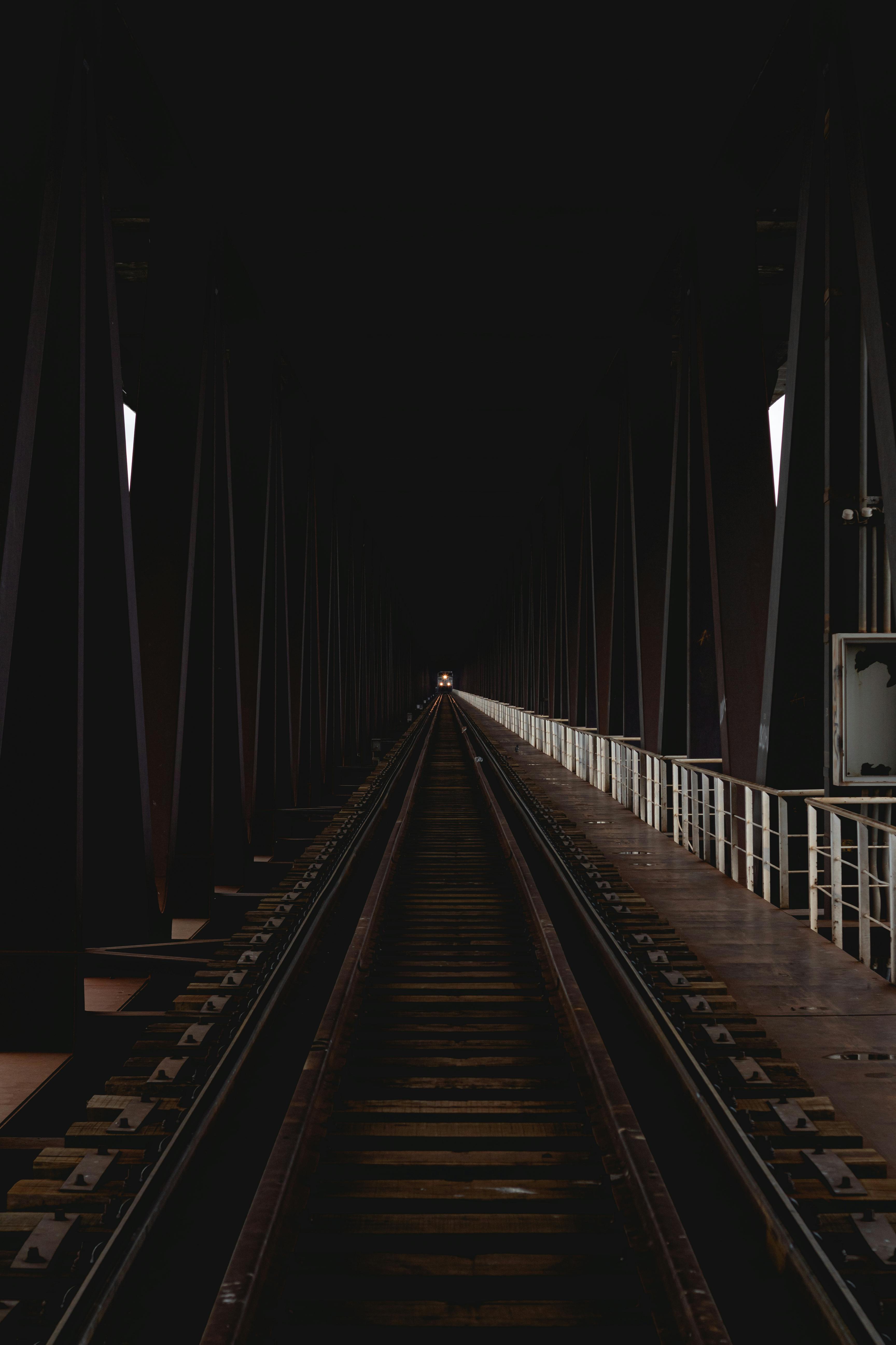 20,000+ Best Train Track Photos · 100% Free Download · Pexels Stock Photos