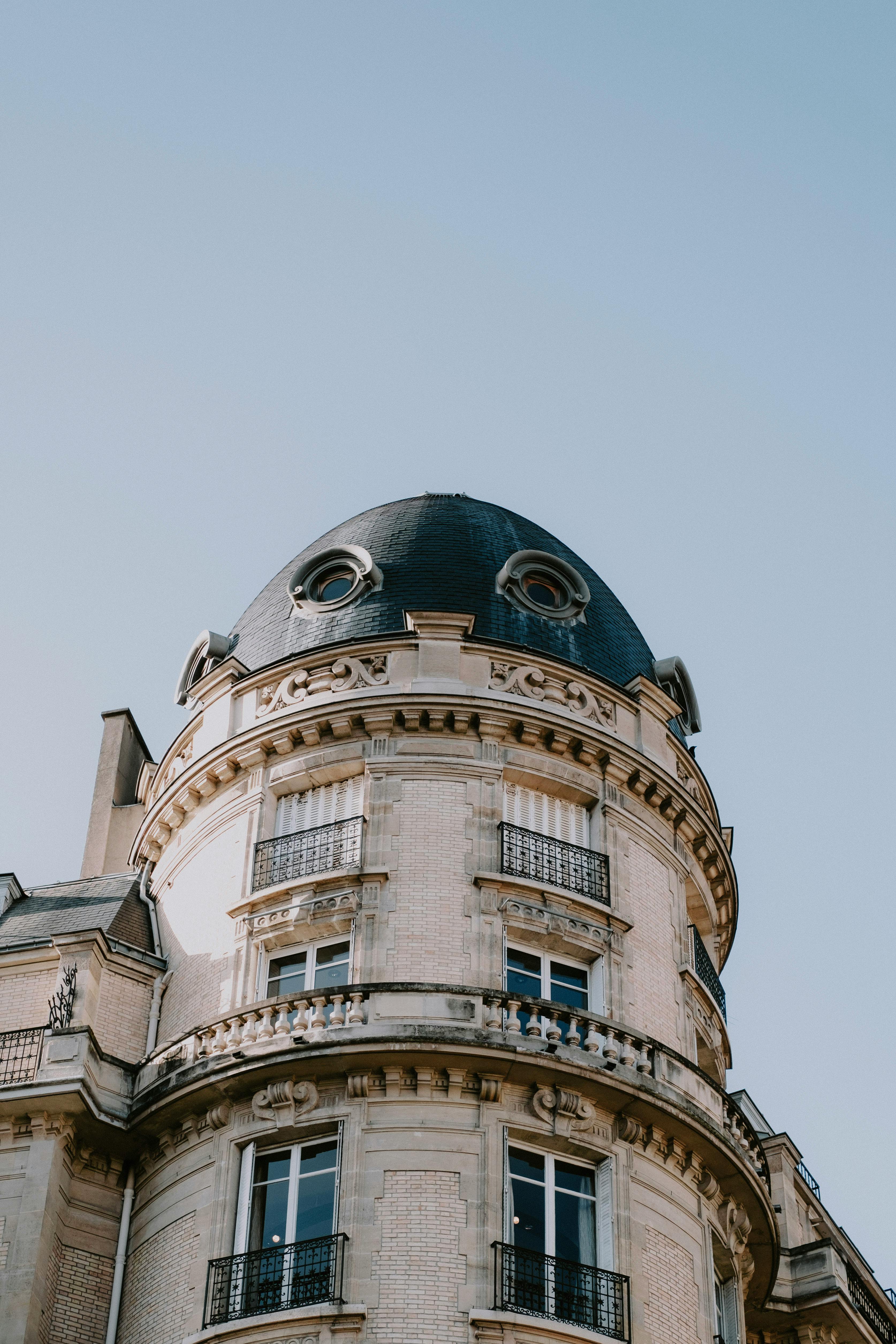 Low Angle View of a Historic Building · Free Stock Photo