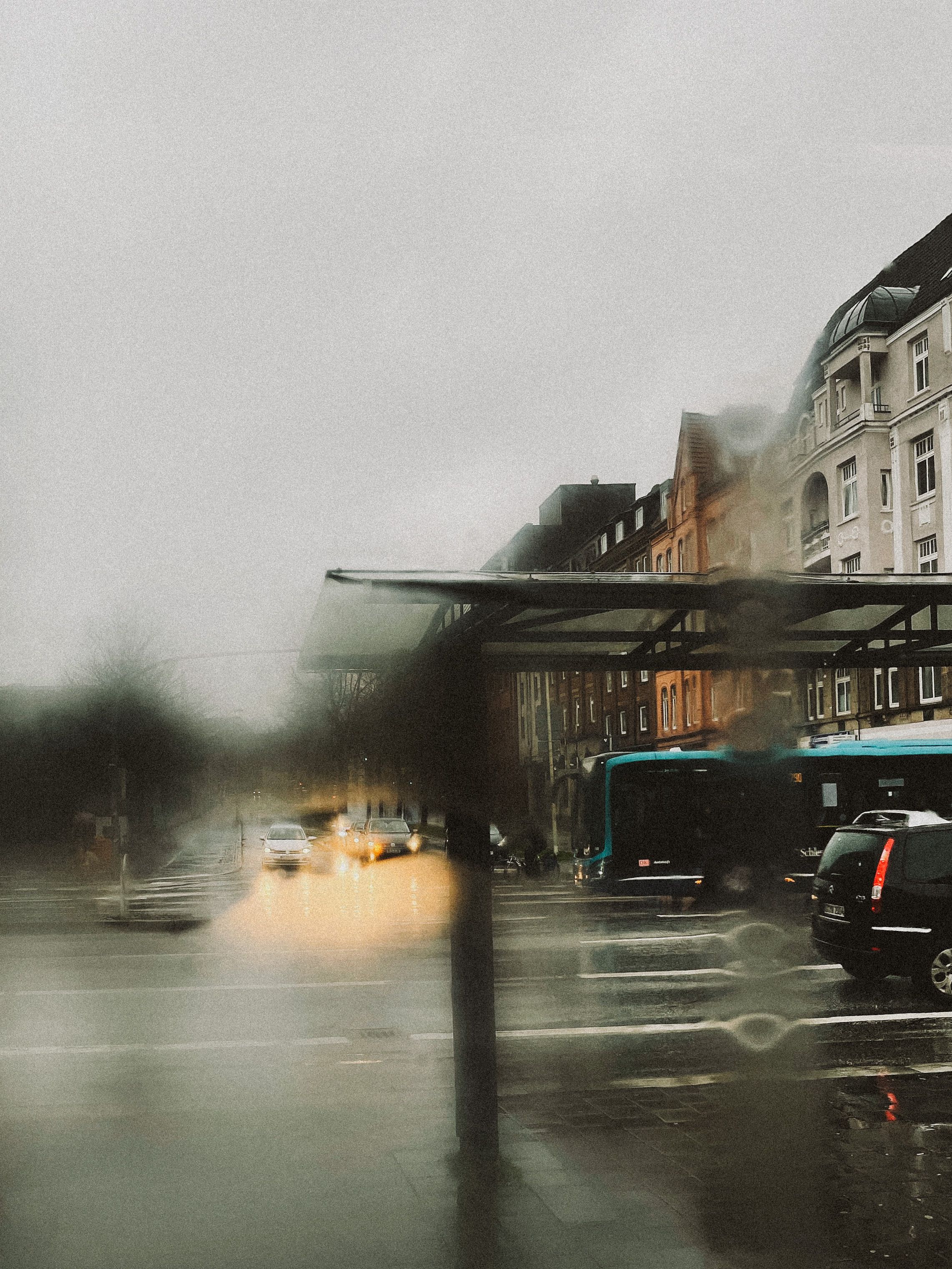 Street in Town in Rain · Free Stock Photo