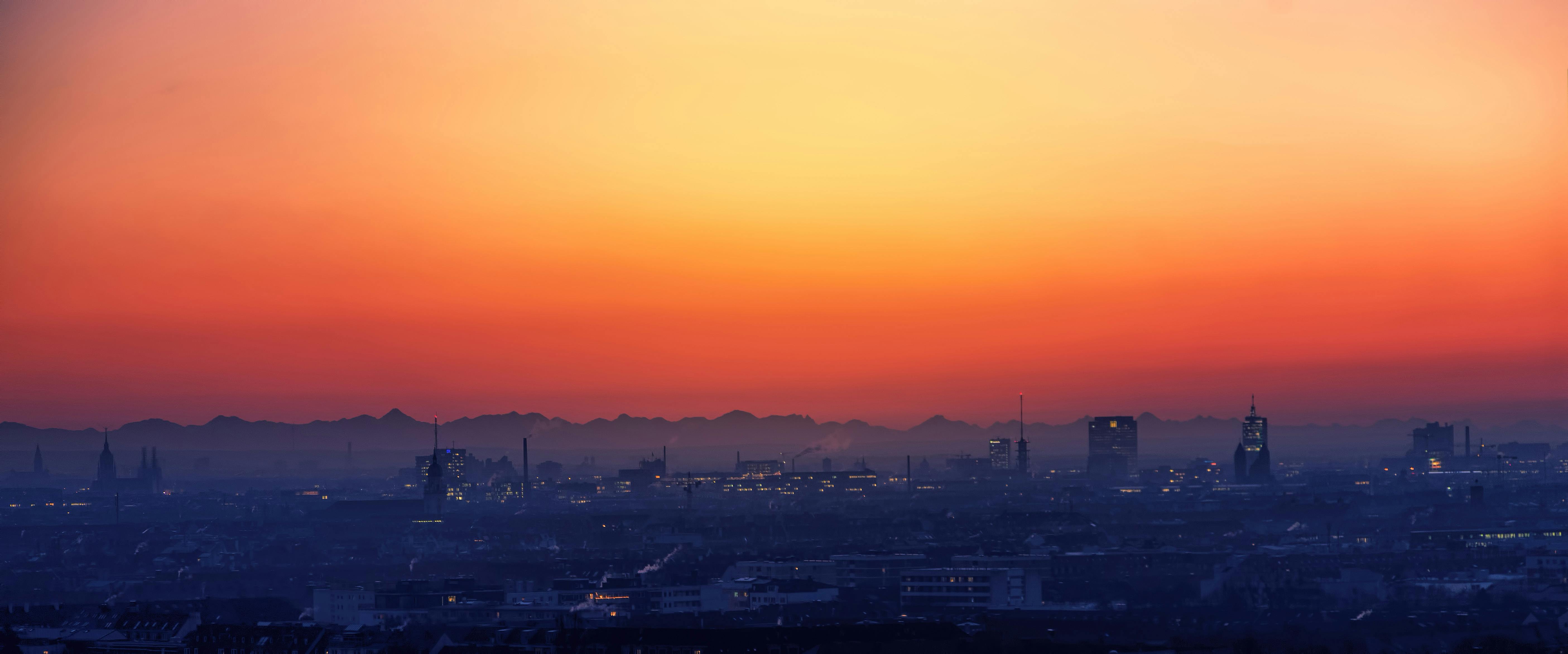Sunset over City Skyline · Free Stock Photo