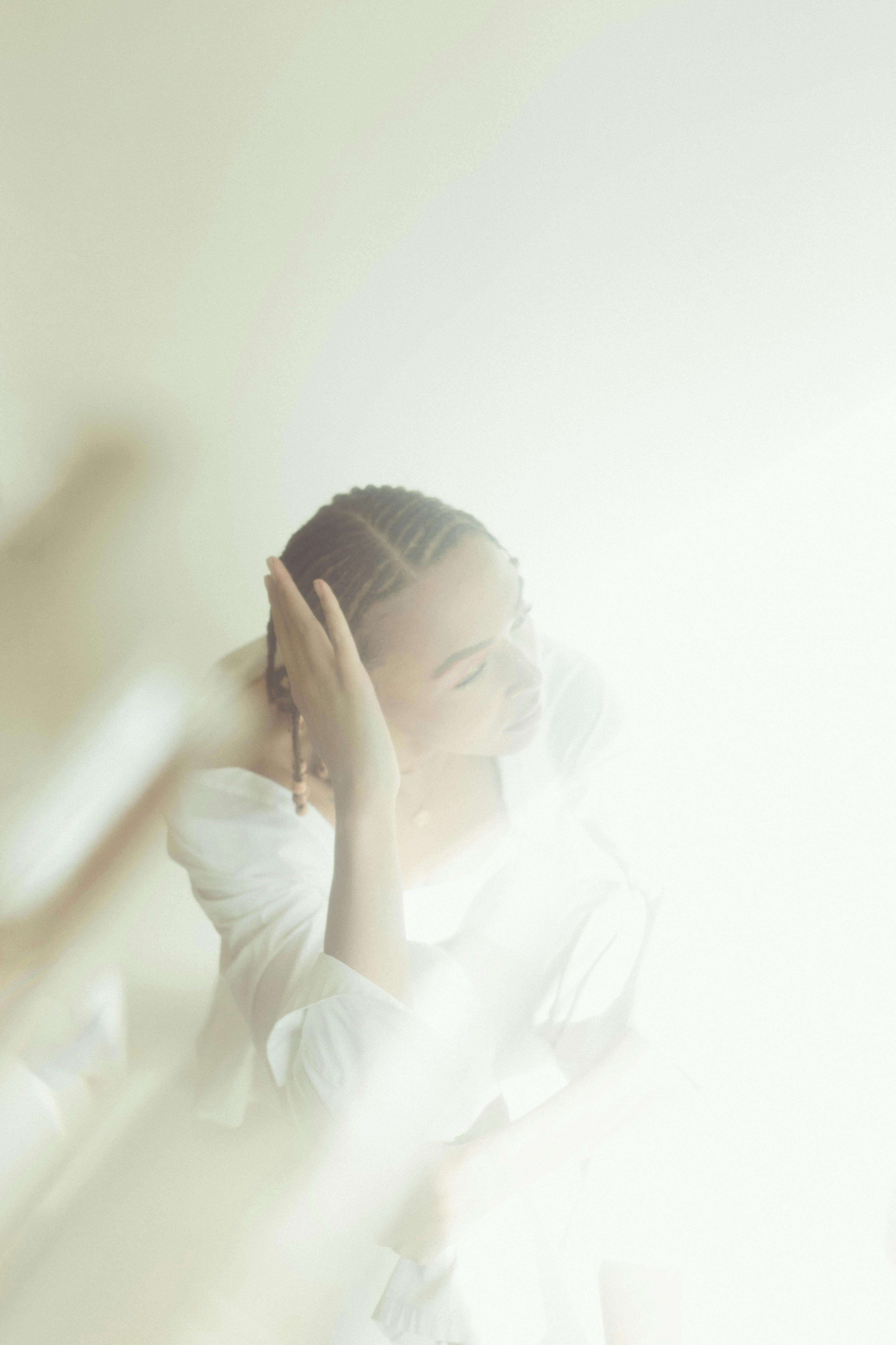 Unrecognizable Person Waggling · Free Stock Photo