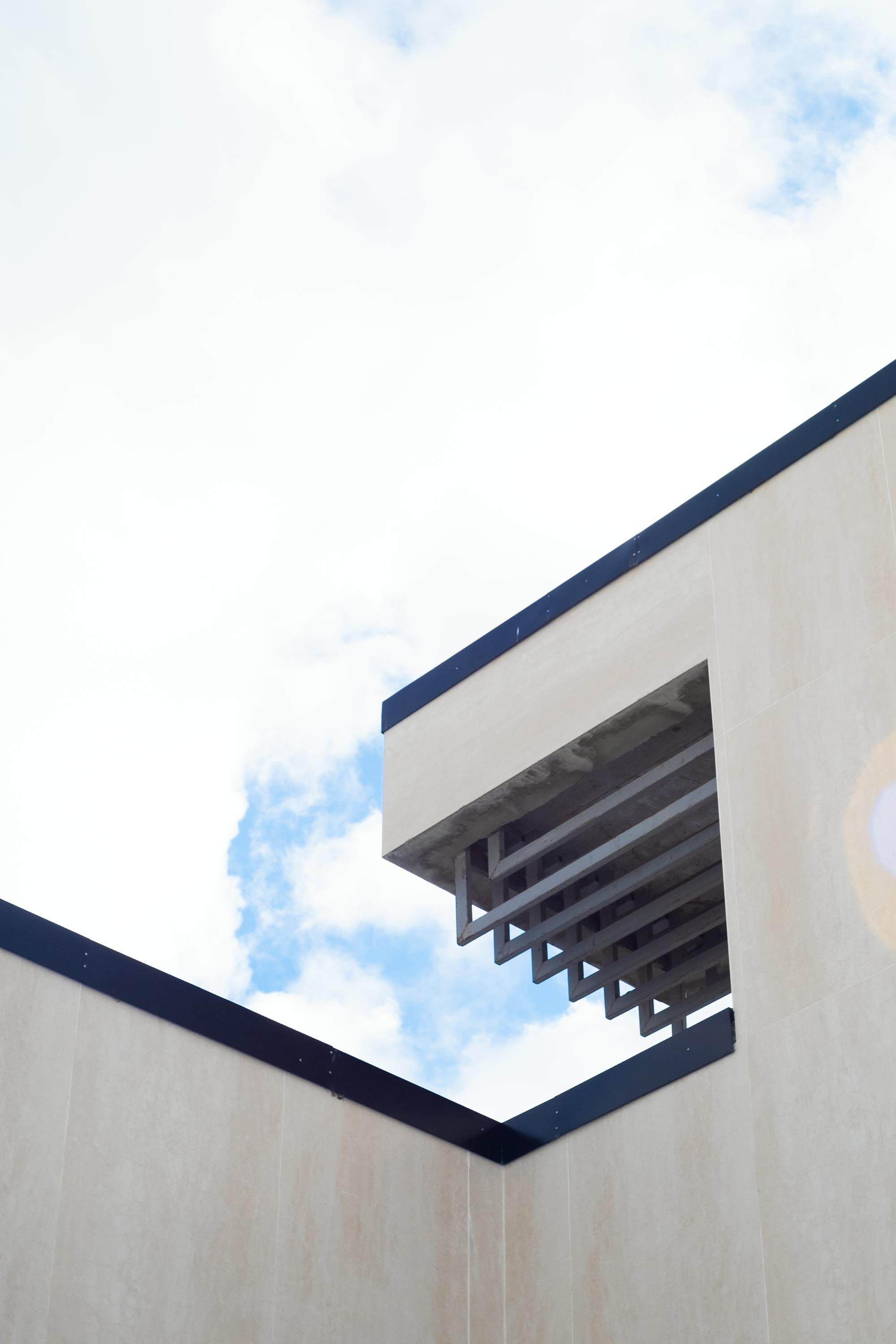 Open Edges Of Roof Photos, Download The BEST Free Open Edges Of Roof ...